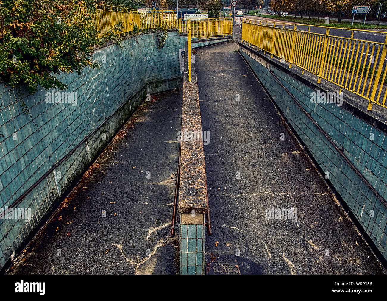 Bridge underpass walkway hi-res stock photography and images - Alamy