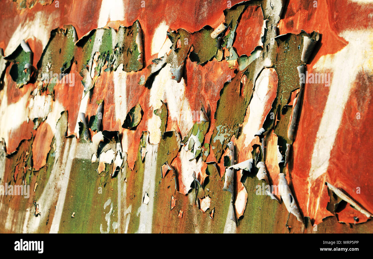 Old peeling paint hi-res stock photography and images - Alamy