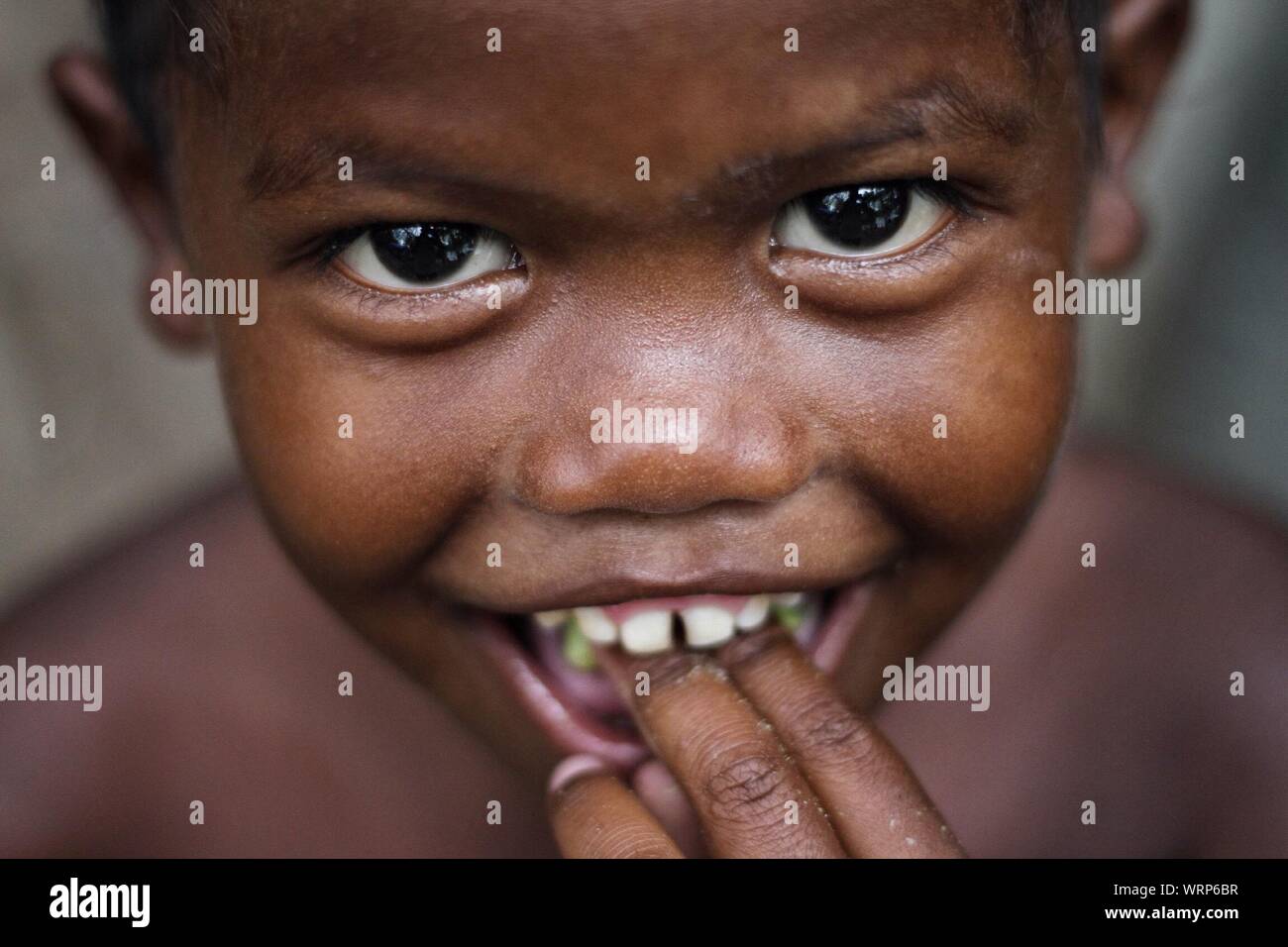 Indigenous child portrait hi-res stock photography and images - Alamy