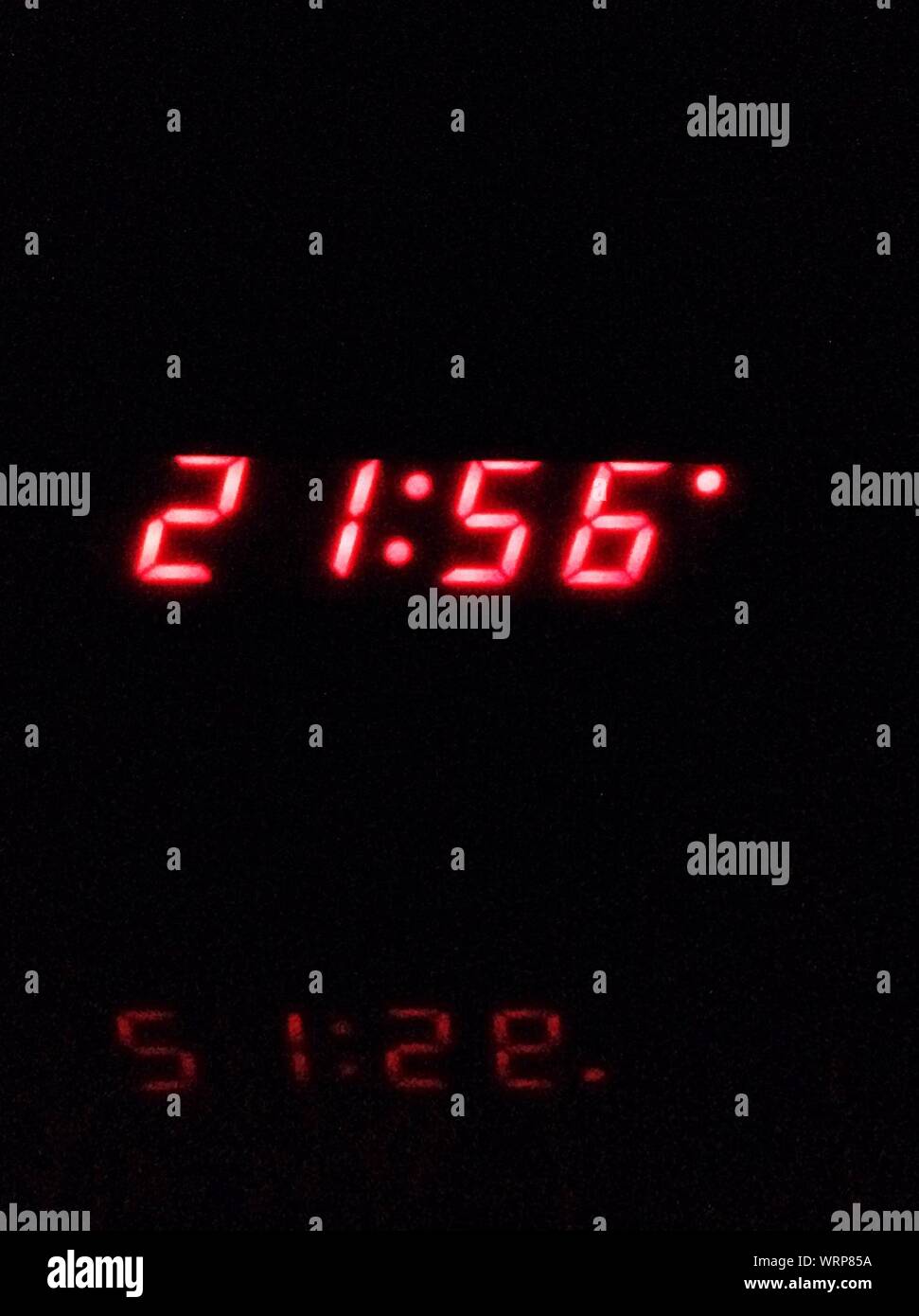 Red digital clock hi-res stock photography and images - Alamy Red digital clock hi-res stock photography and images - Alamy