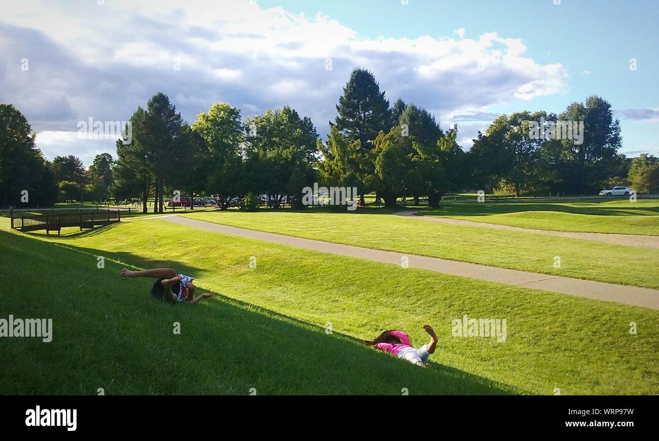 Rolling field hi-res stock photography and images - Alamy