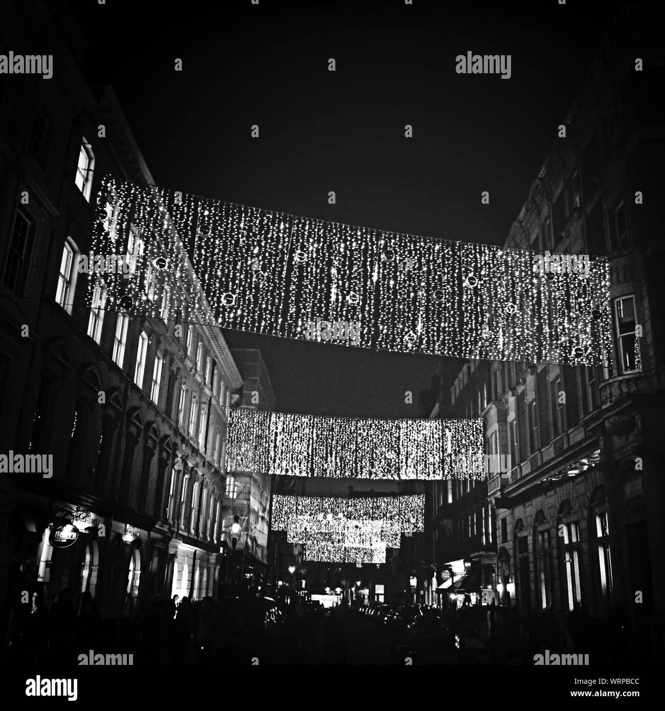 Lighting in buildings hi-res stock photography and images - Alamy