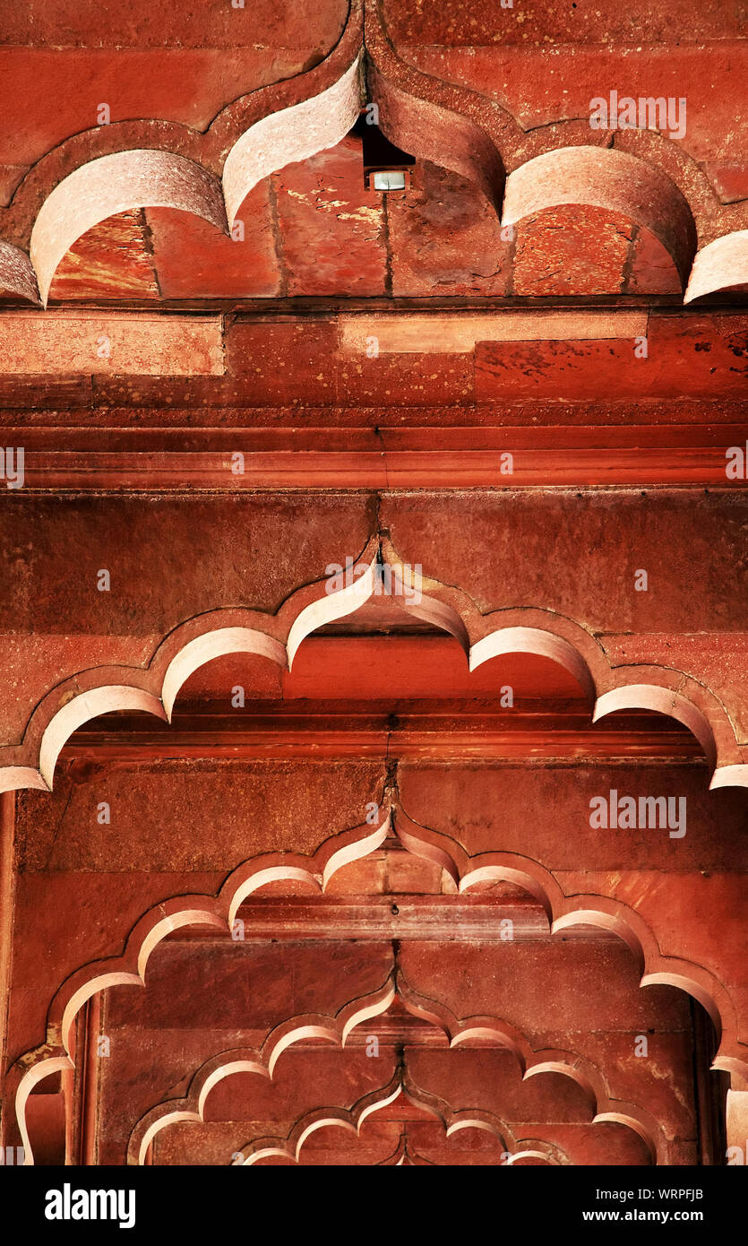 Red archway hi-res stock photography and images - Alamy