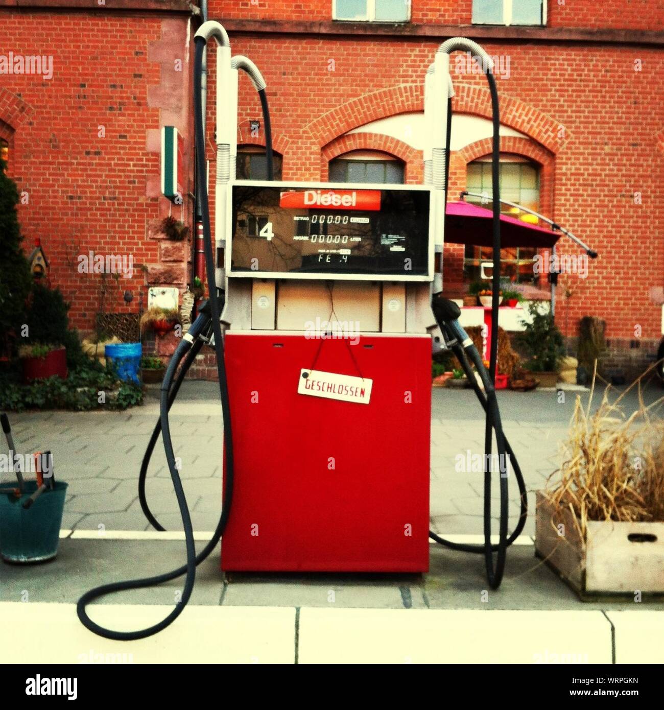 Pump gas station hi-res stock photography and images - Alamy