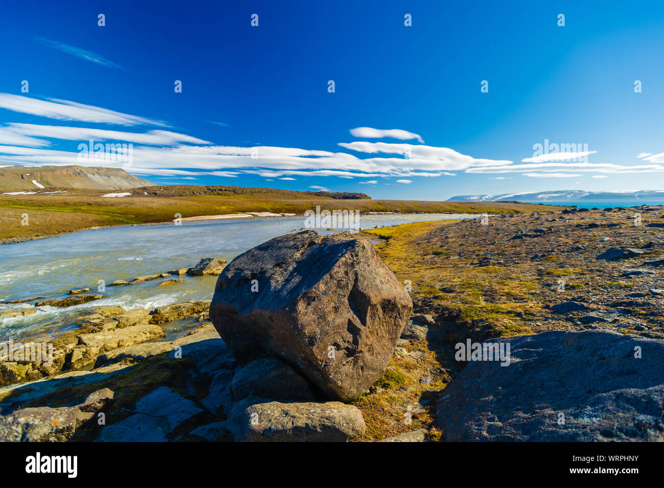 Rocky beach, Barentsoya, Svalbard, Norway Stock Photo - Alamy