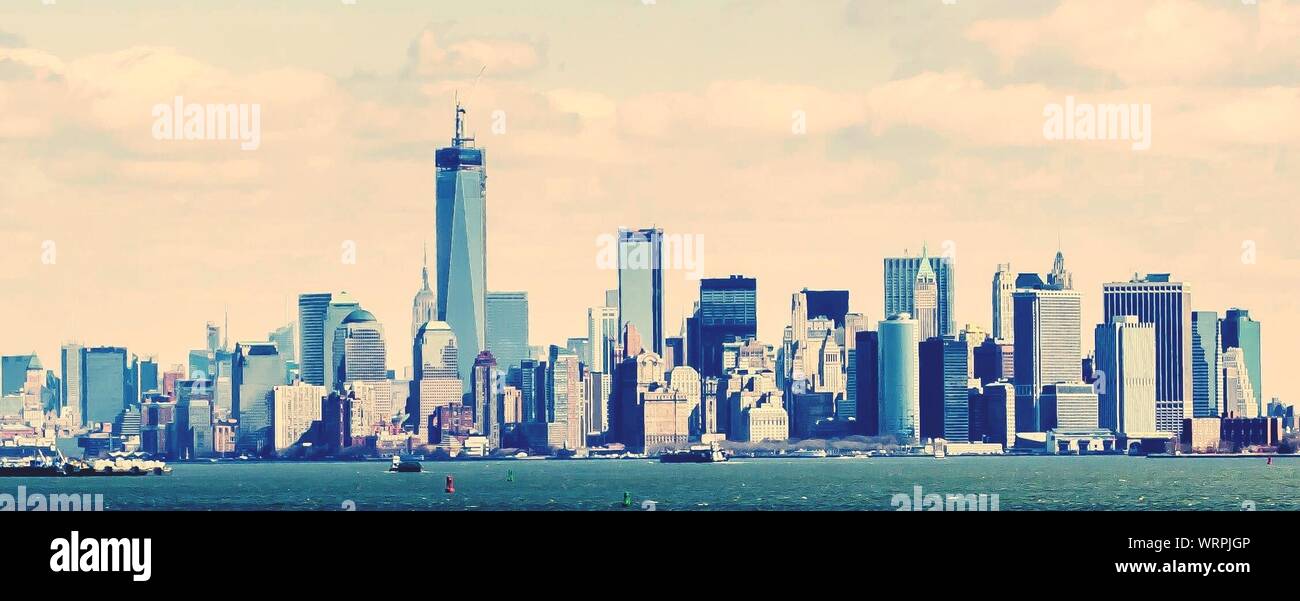 Sea skyline hi-res stock photography and images - Alamy