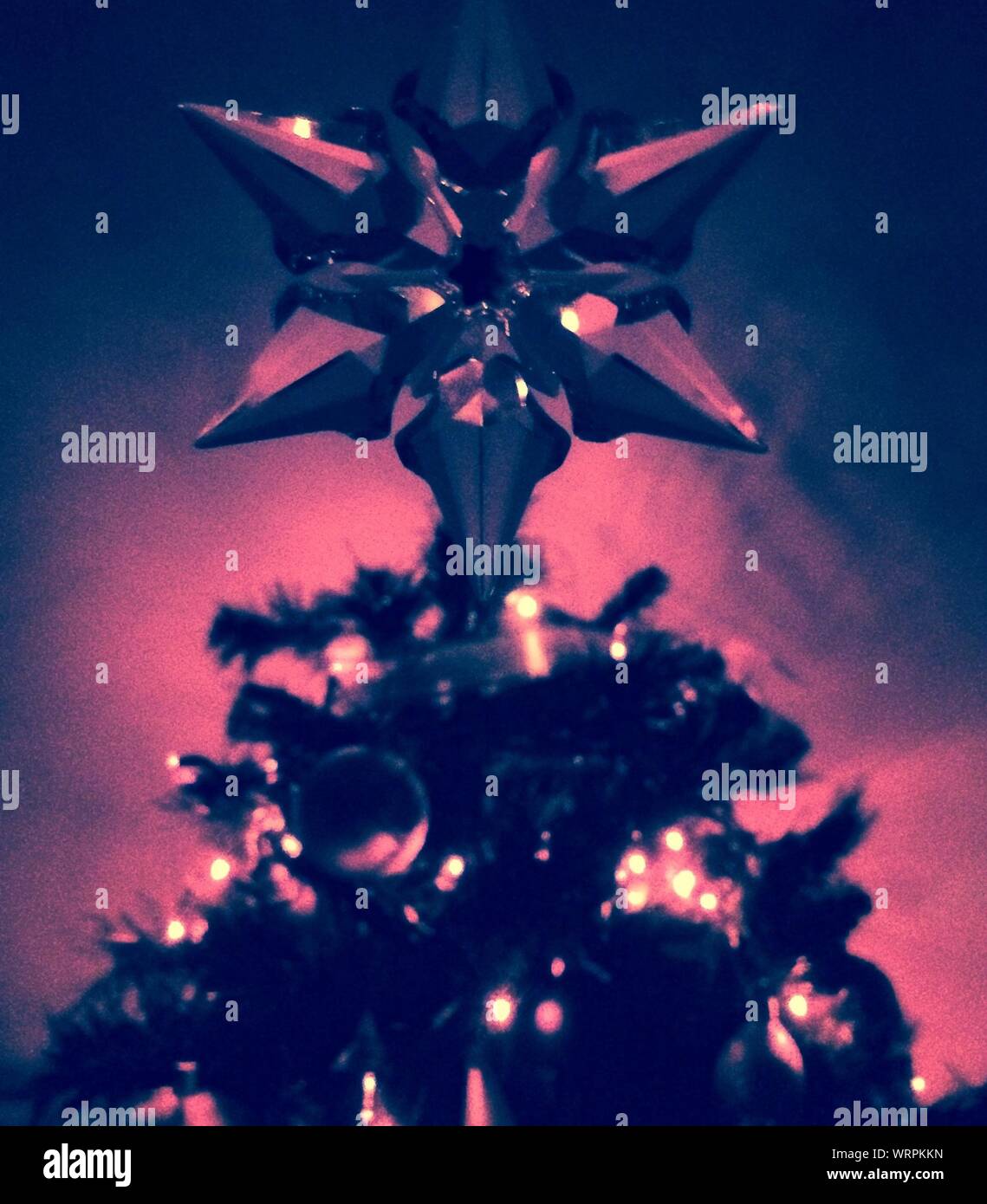 Star topper christmas tree hi-res stock photography and images - Alamy