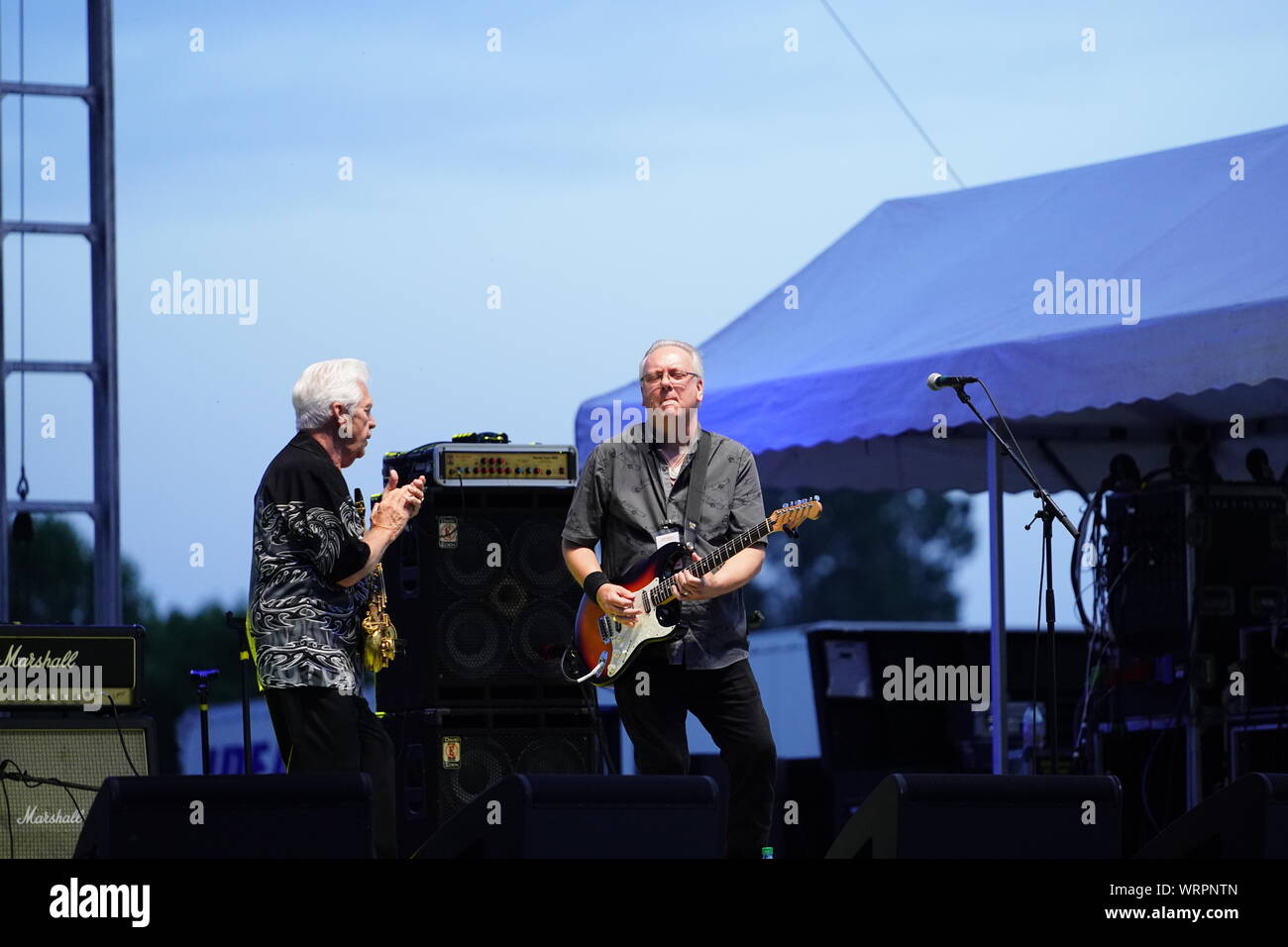 Earth electric band hi-res stock photography and images - Alamy