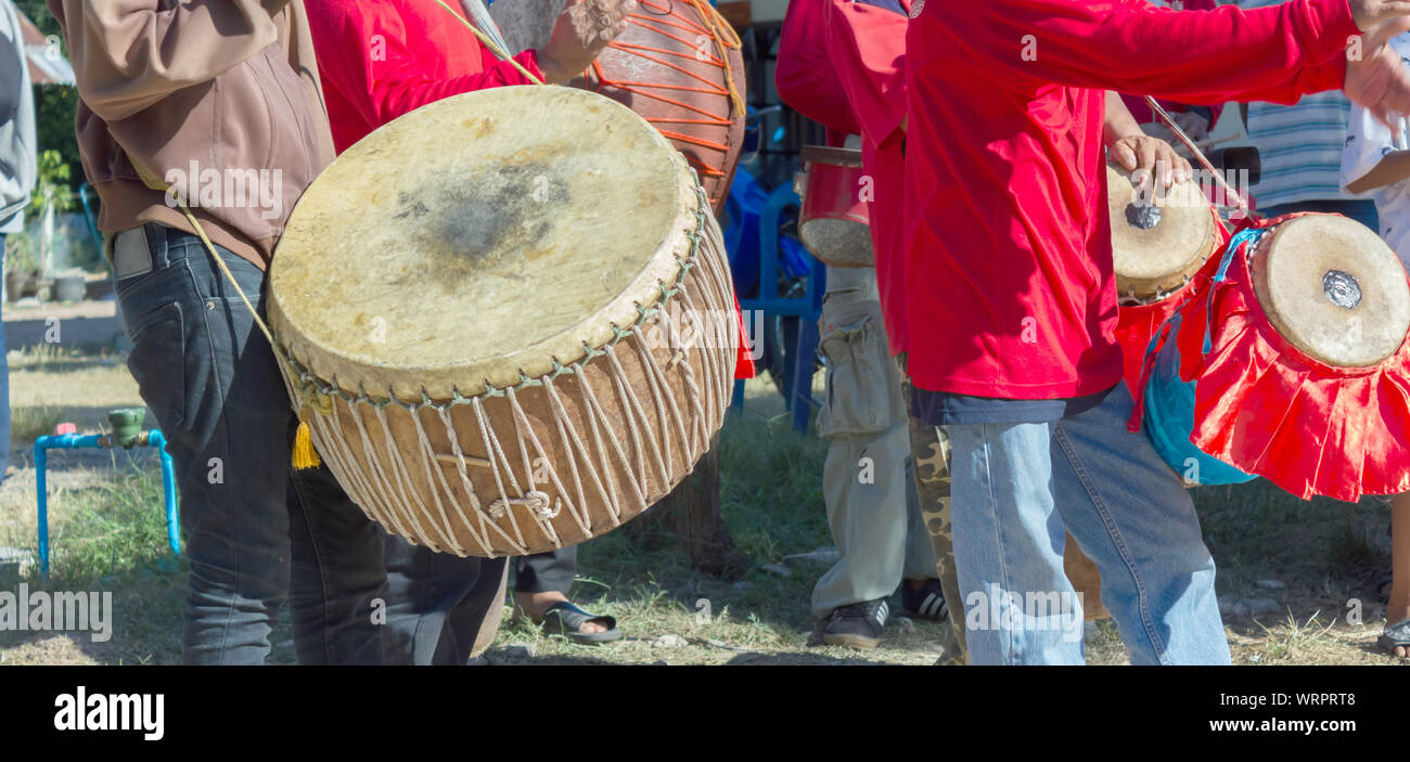 People playing traditional instruments hi-res stock photography and ...