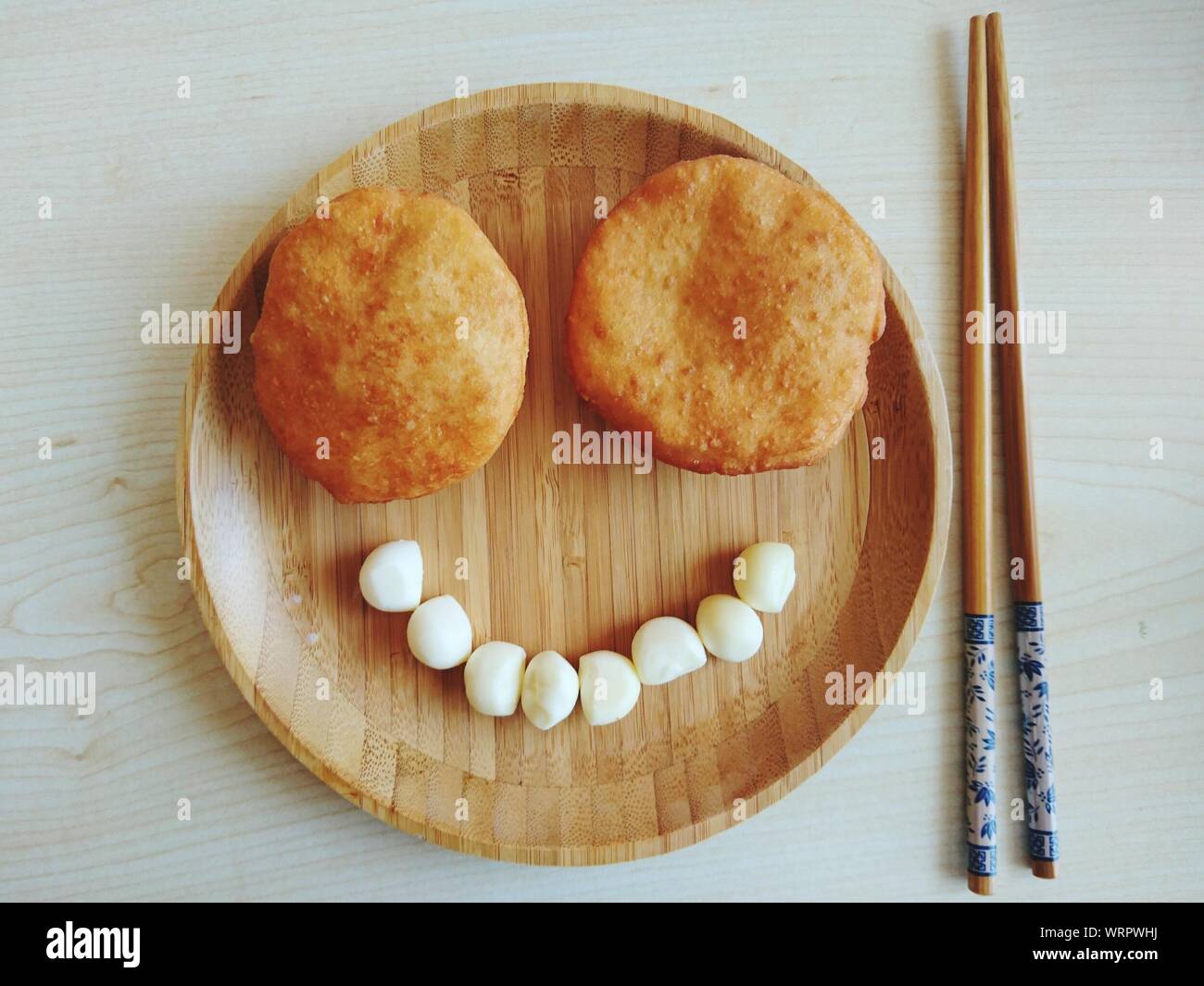 Smiley face food hi-res stock photography and images - Alamy
