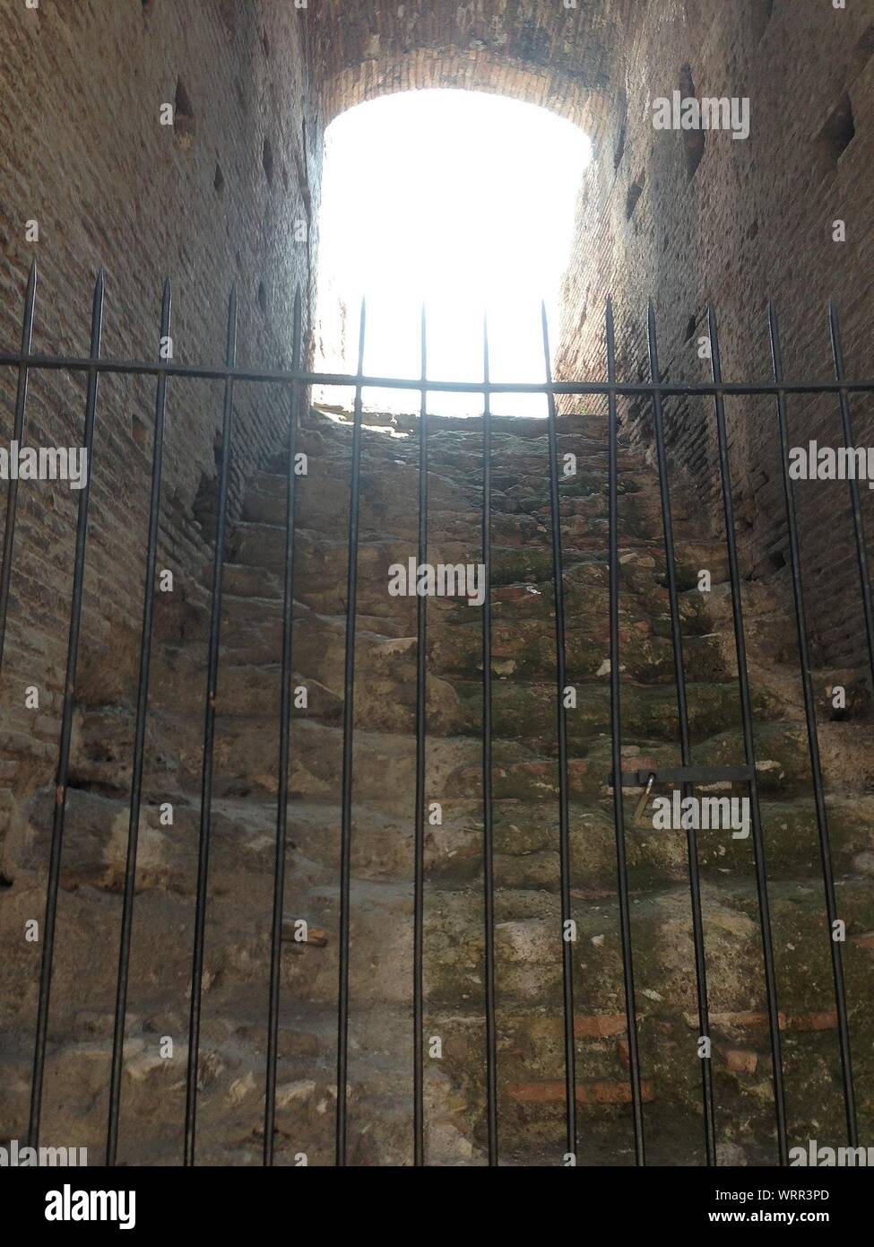 Italian entrance gate hi-res stock photography and images - Alamy