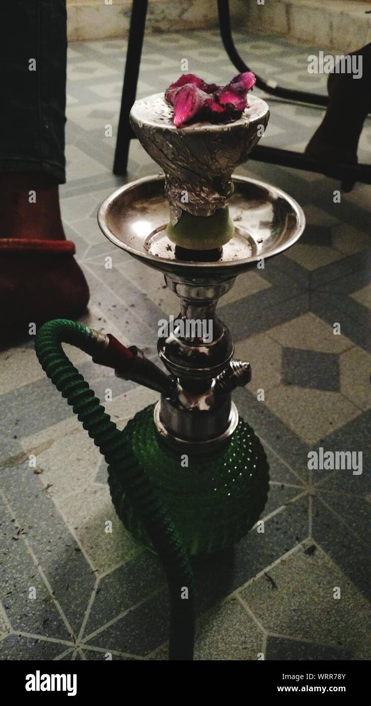 Old hookah hi-res stock photography and images - Alamy
