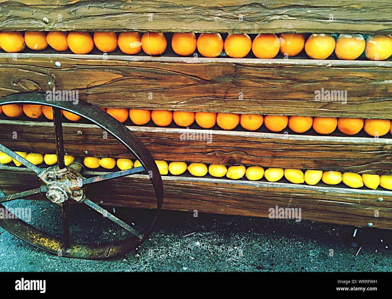 Lemon in cart hi-res stock photography and images - Alamy