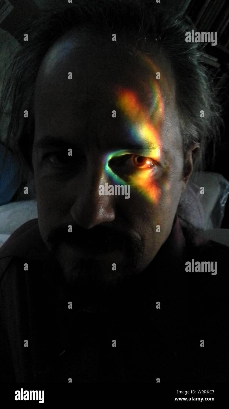 Portrait, face, light hi-res stock photography and images - Alamy