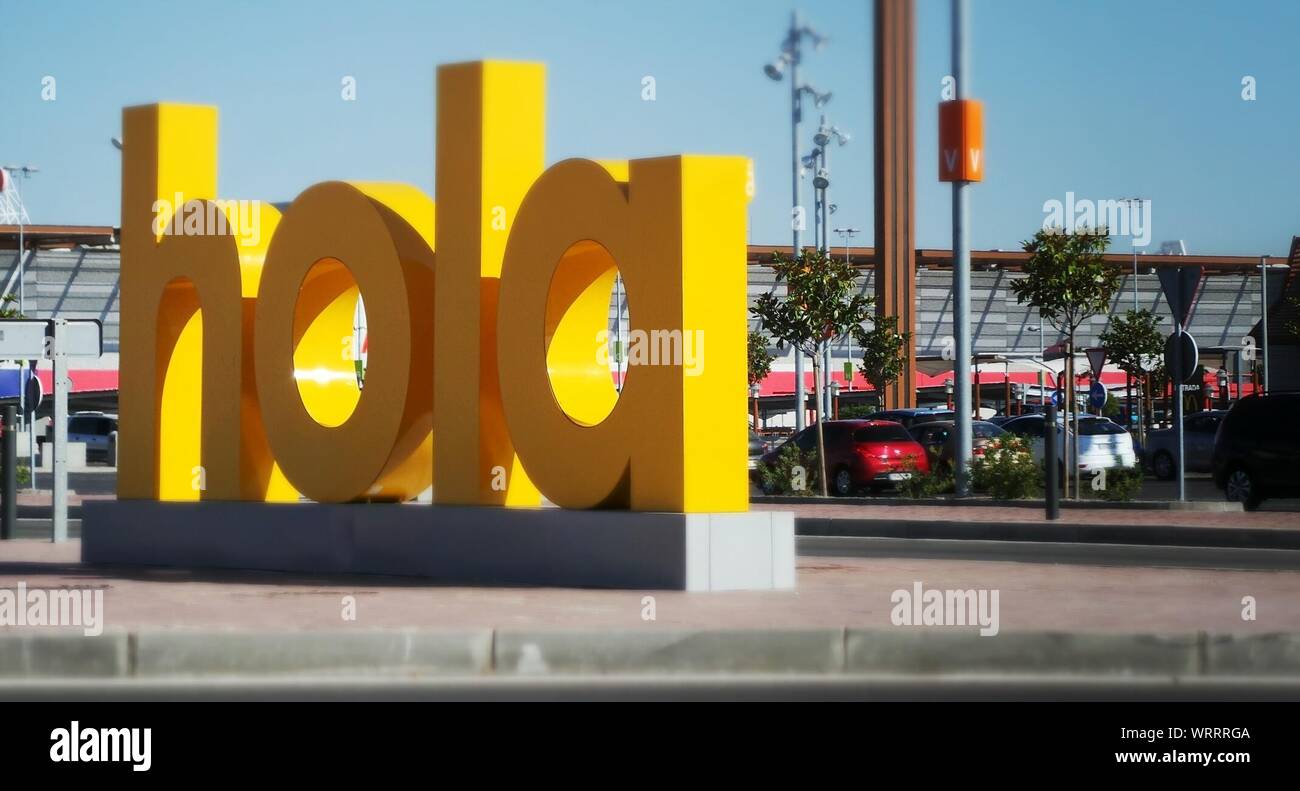 The welcome building hi-res stock photography and images - Alamy