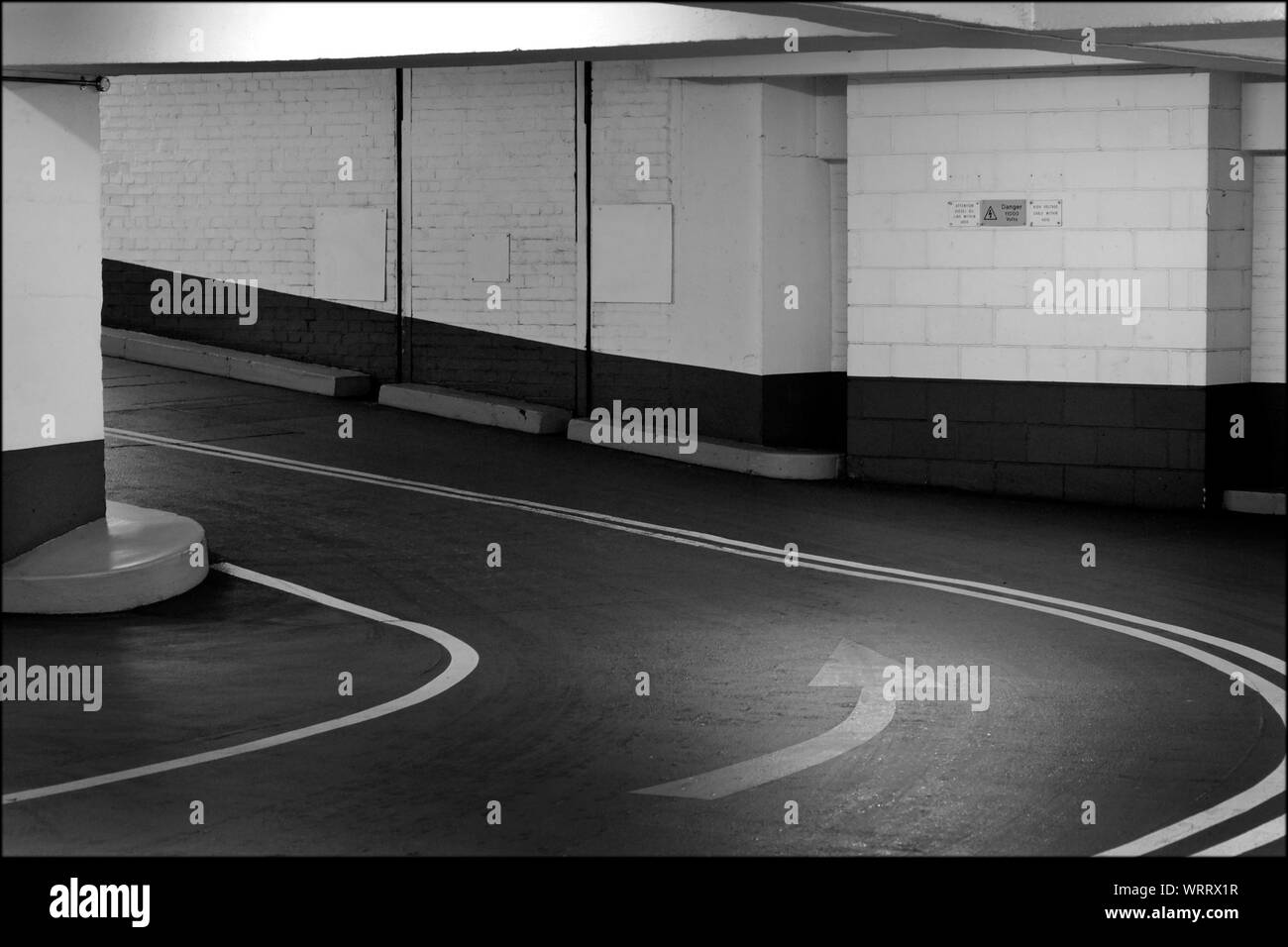 Underground symbol Black and White Stock Photos & Images - Alamy