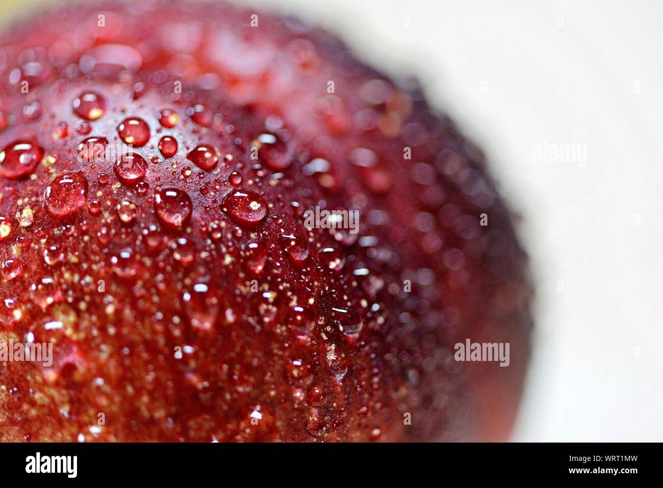 Water Drops On Fresh Peach Over White Background Stock Photo - Alamy