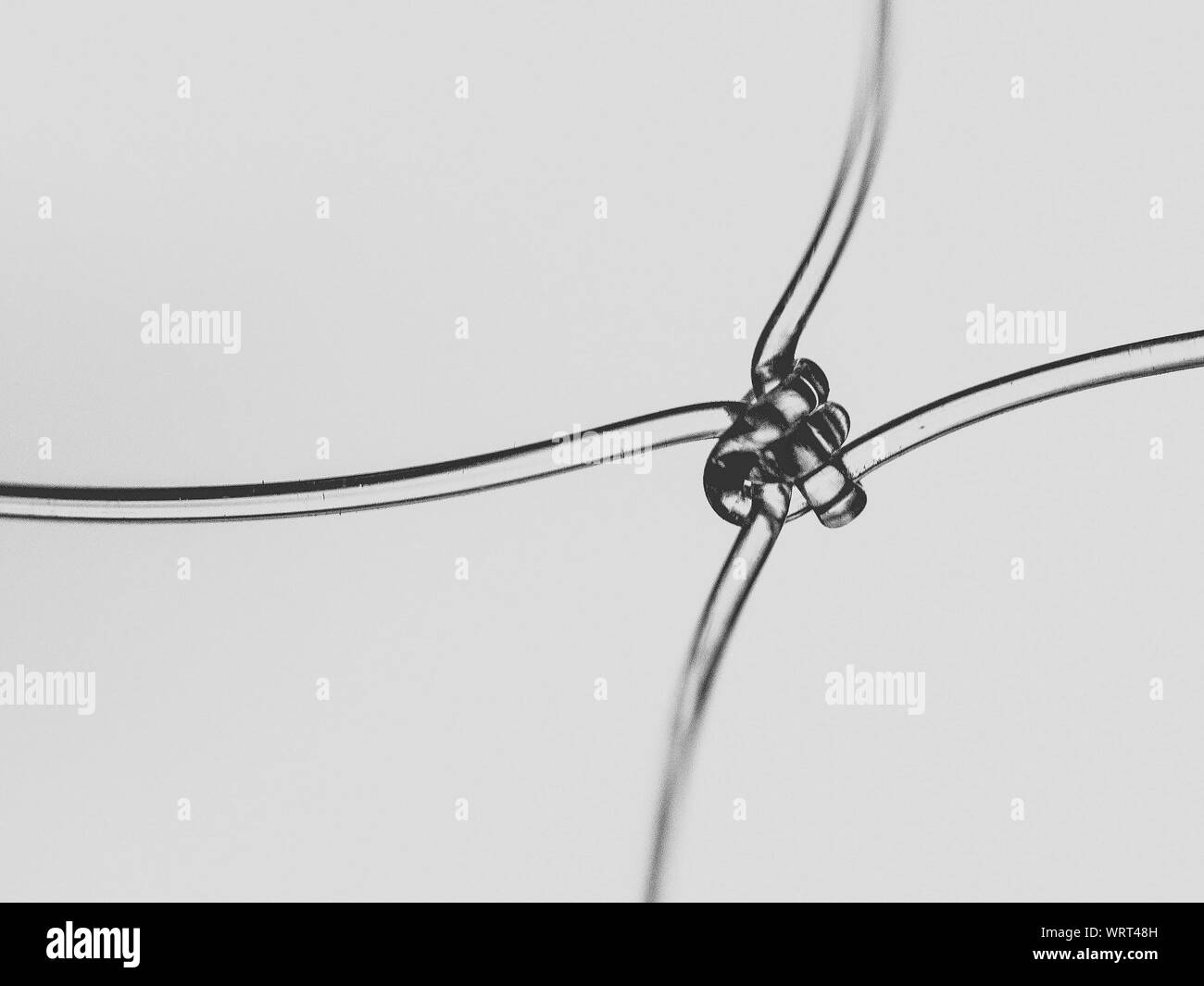 Wire knot hi-res stock photography and images - Alamy