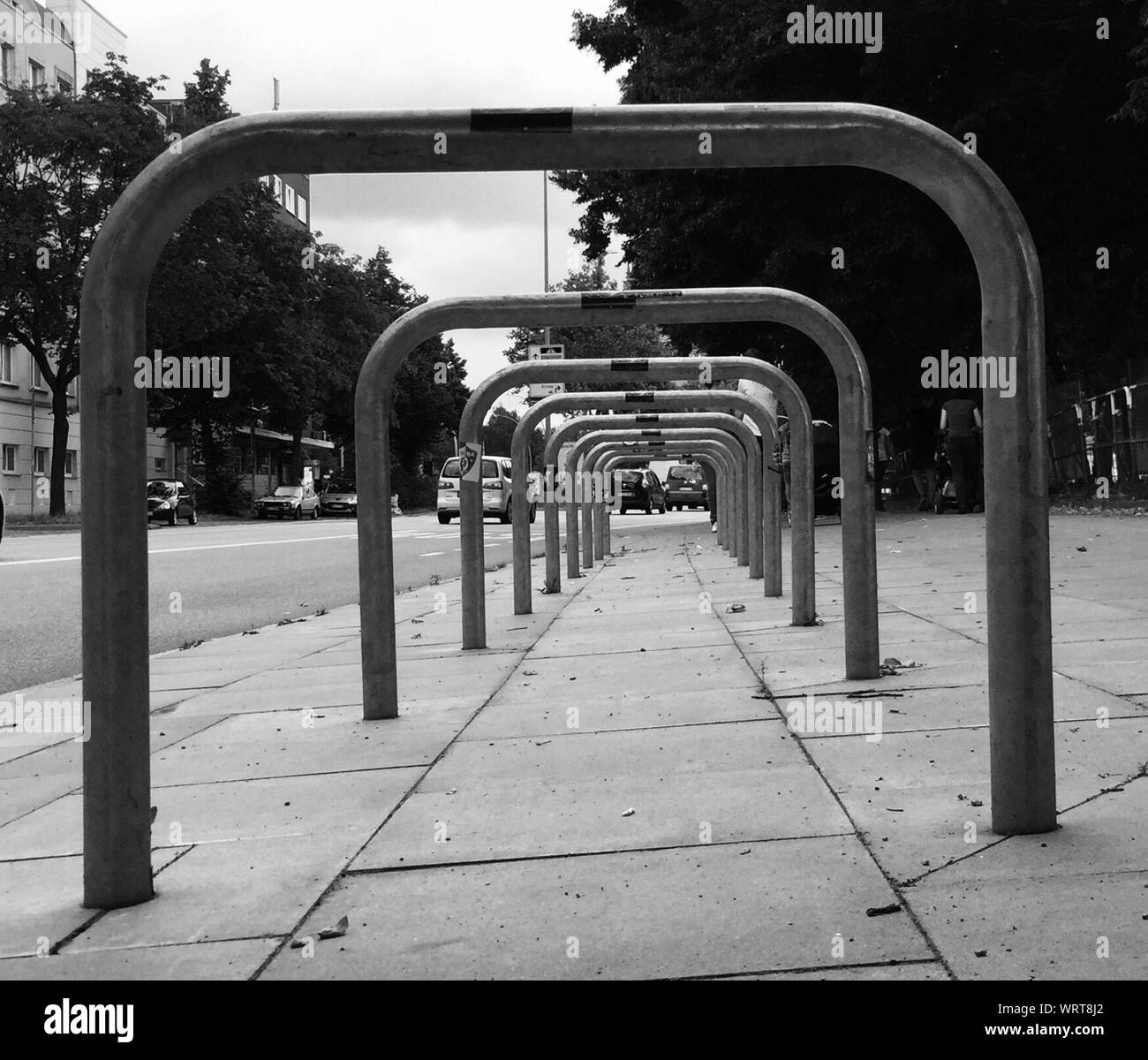 Row road hi-res stock photography and images - Alamy