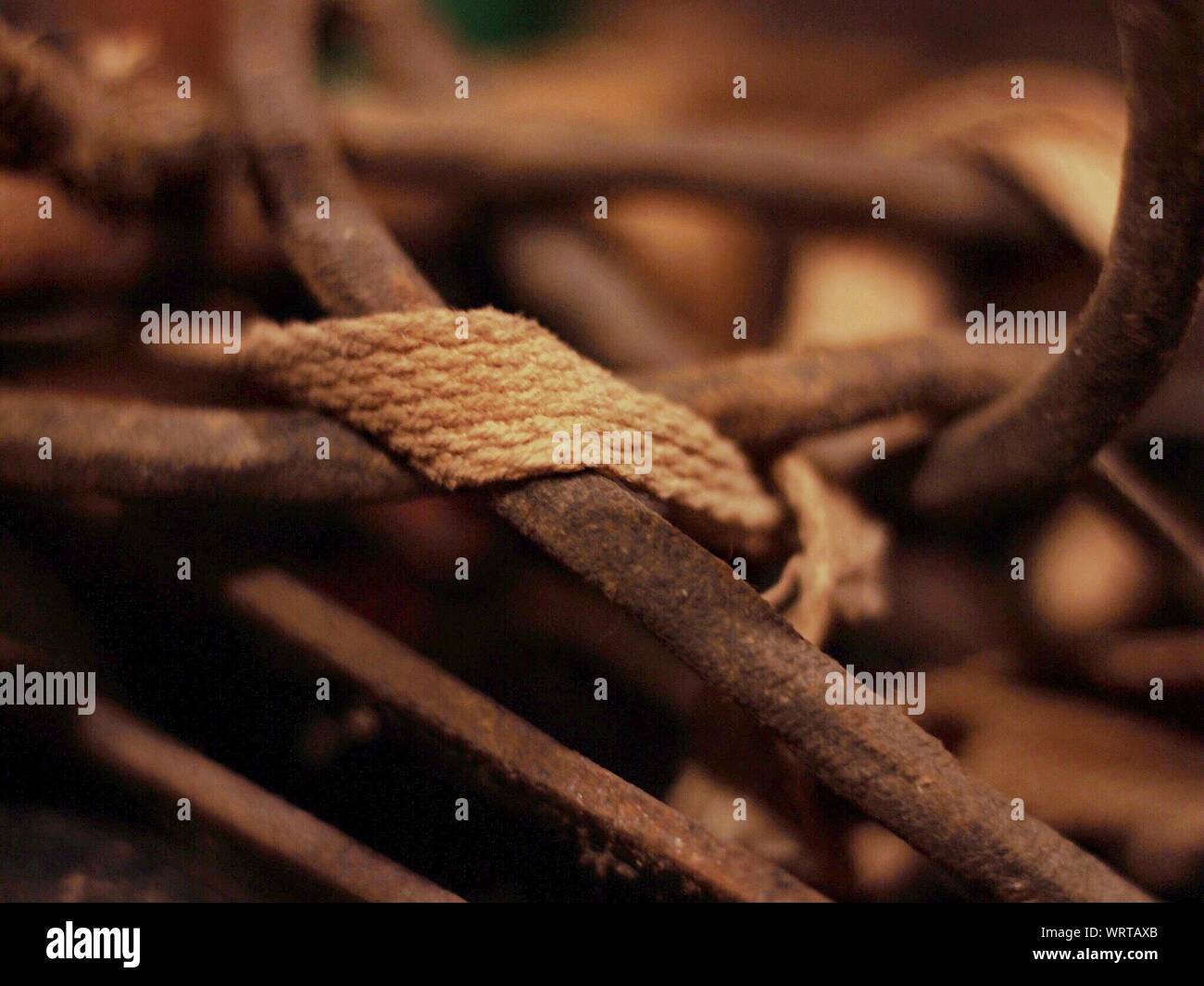 Tied down rope hi-res stock photography and images - Alamy