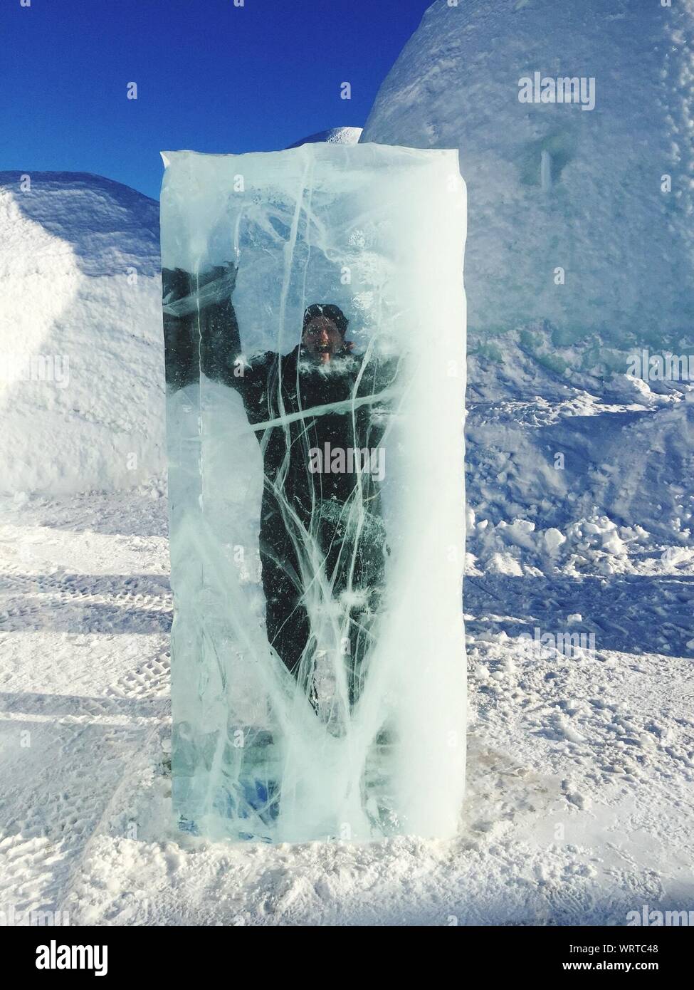 Man trapped hi-res stock photography and images - Alamy