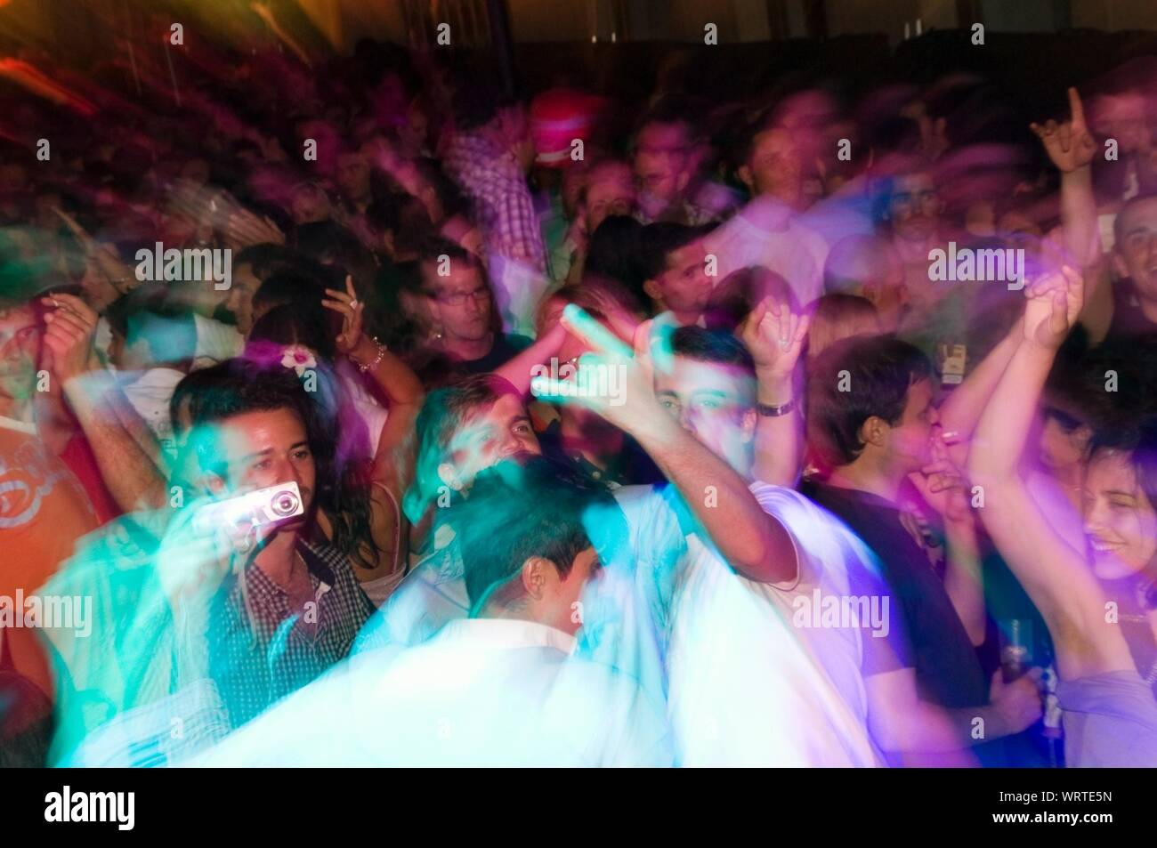 Dancing party hi-res stock photography and images - Alamy