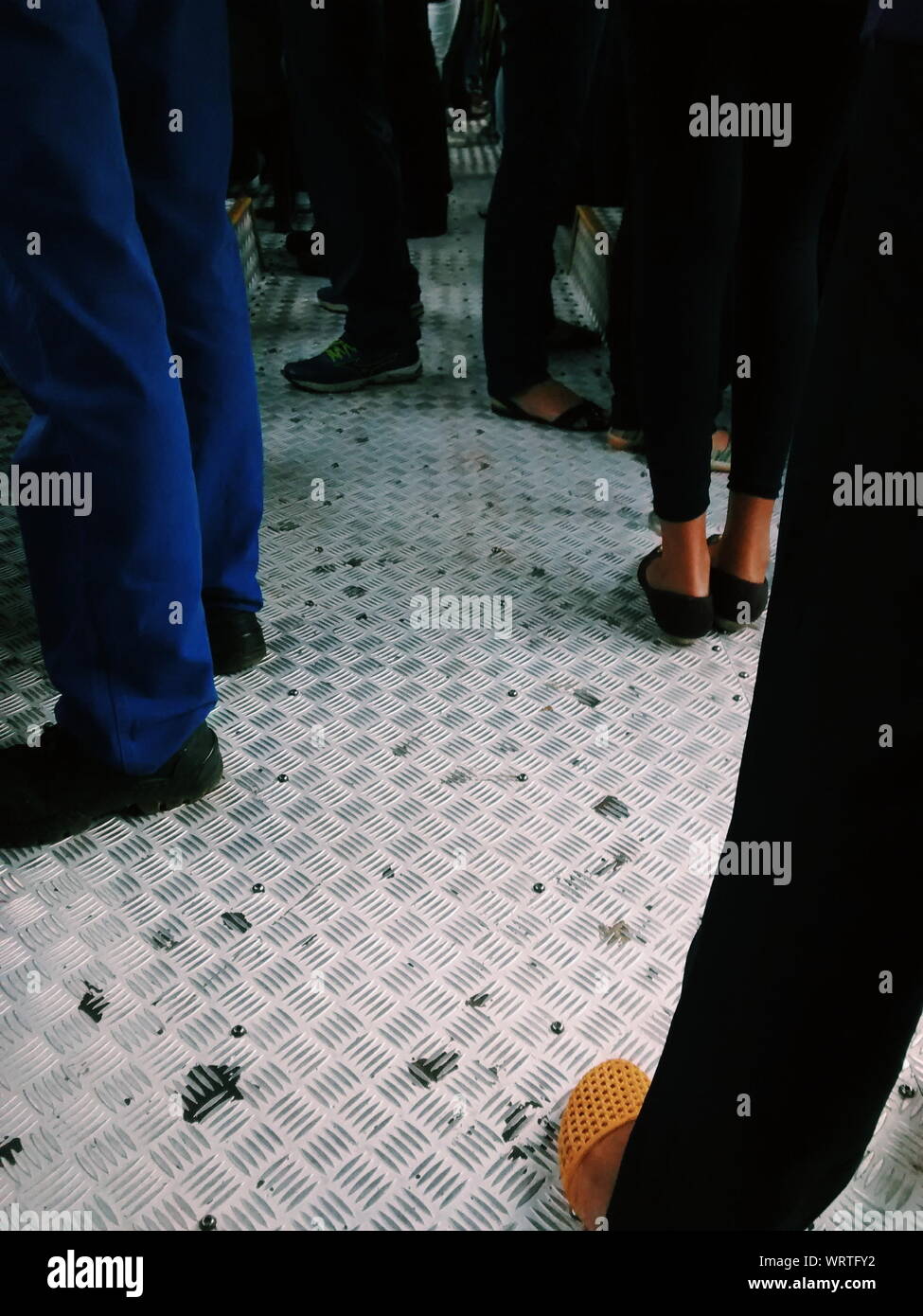 People standing by train hi-res stock photography and images - Alamy