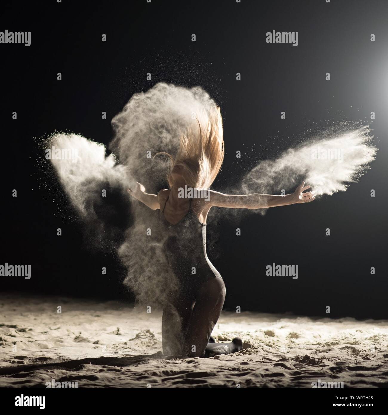 Sand dancer hi-res stock photography and images - Alamy
