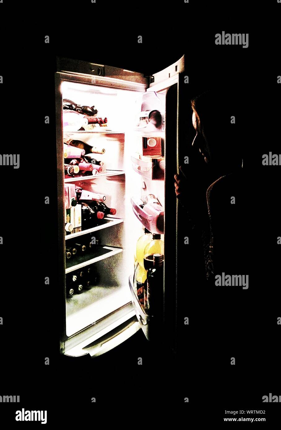 Opening refrigerator hi-res stock photography and images - Alamy