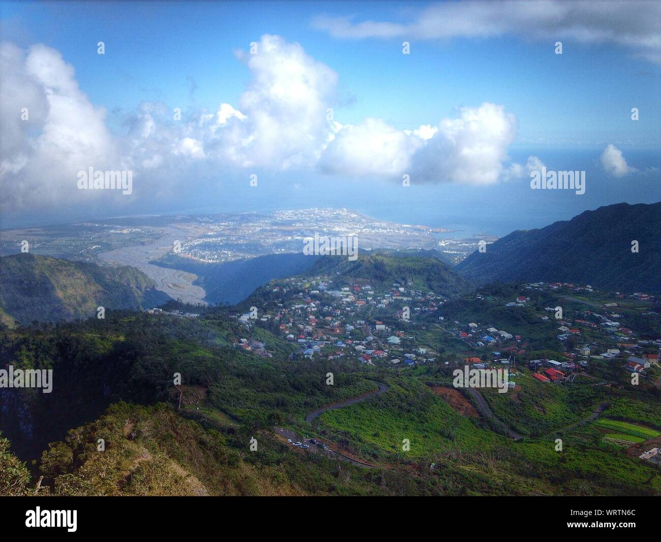Town on a mountain hi-res stock photography and images - Alamy
