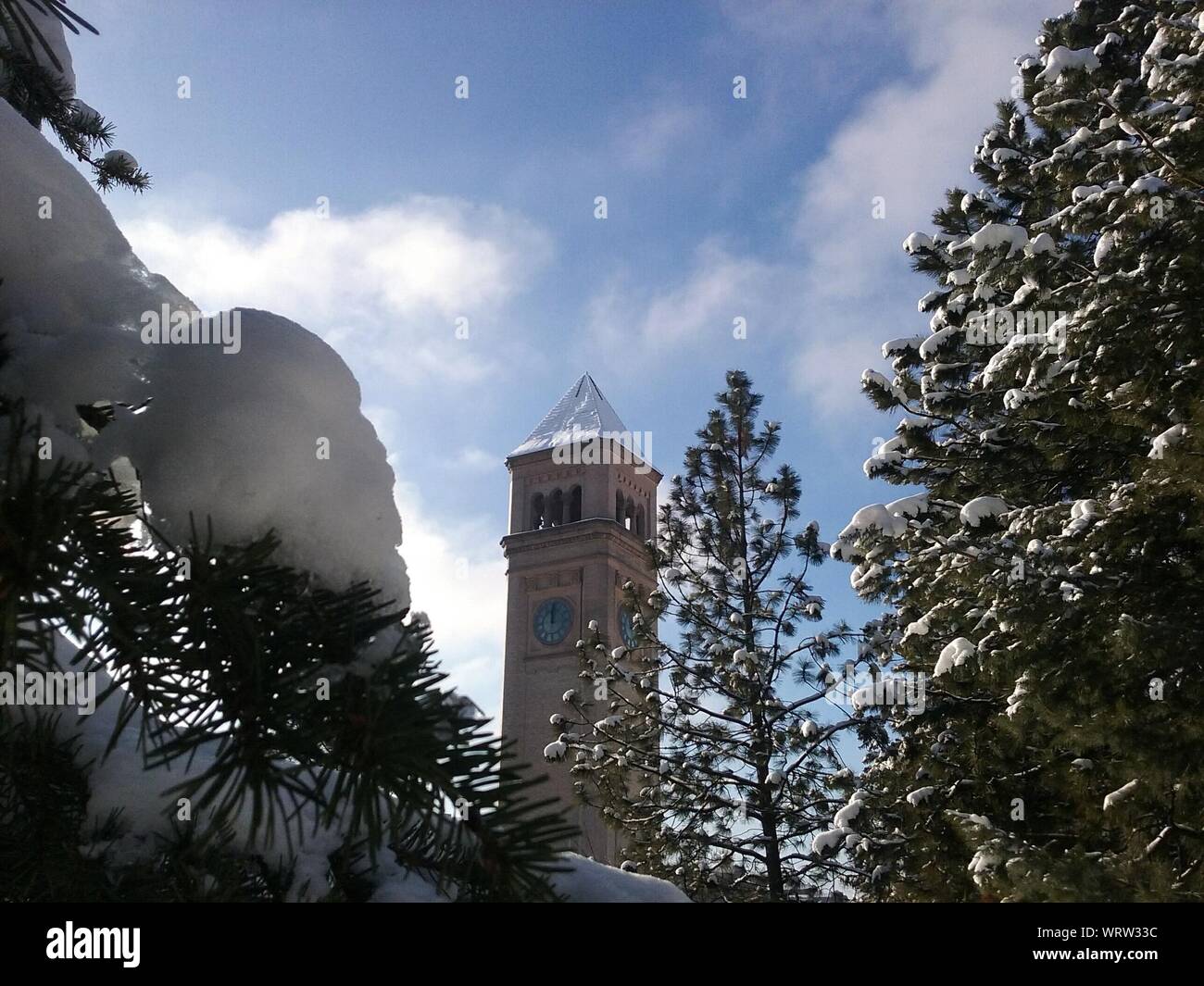 Frozen clock hi-res stock photography and images - Alamy