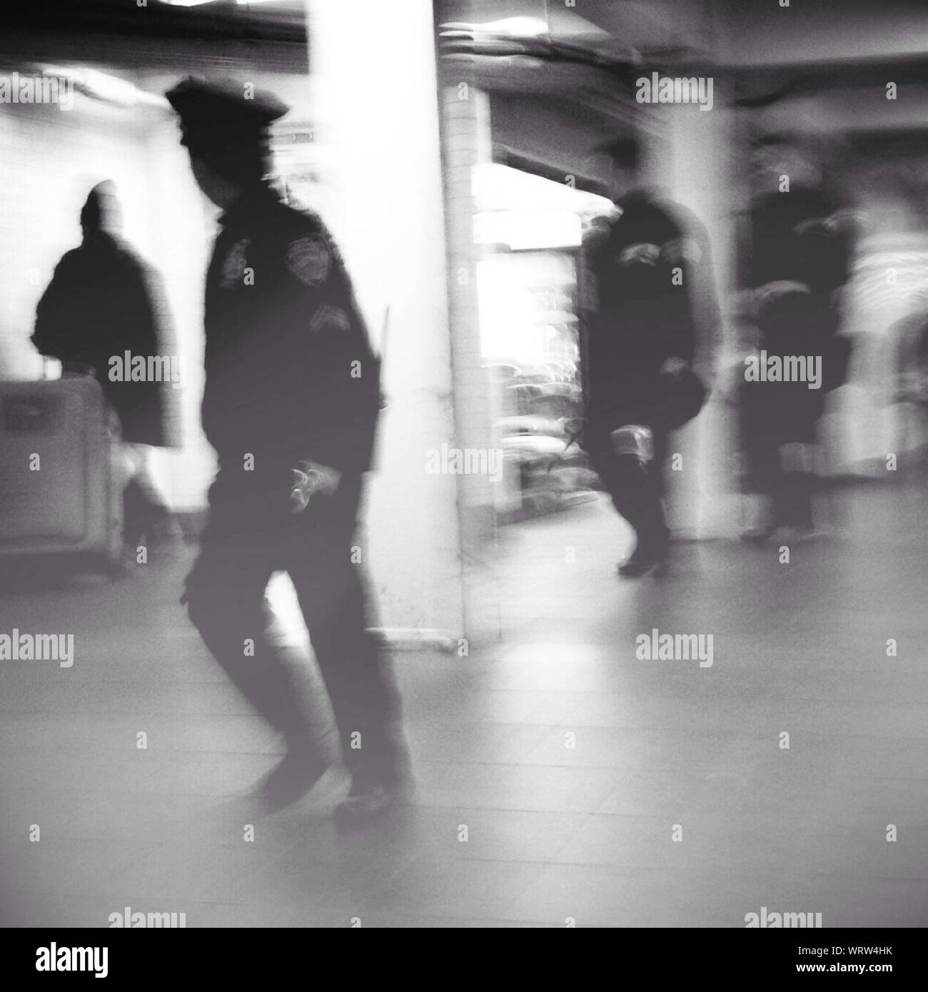 Suspected people hi-res stock photography and images - Alamy