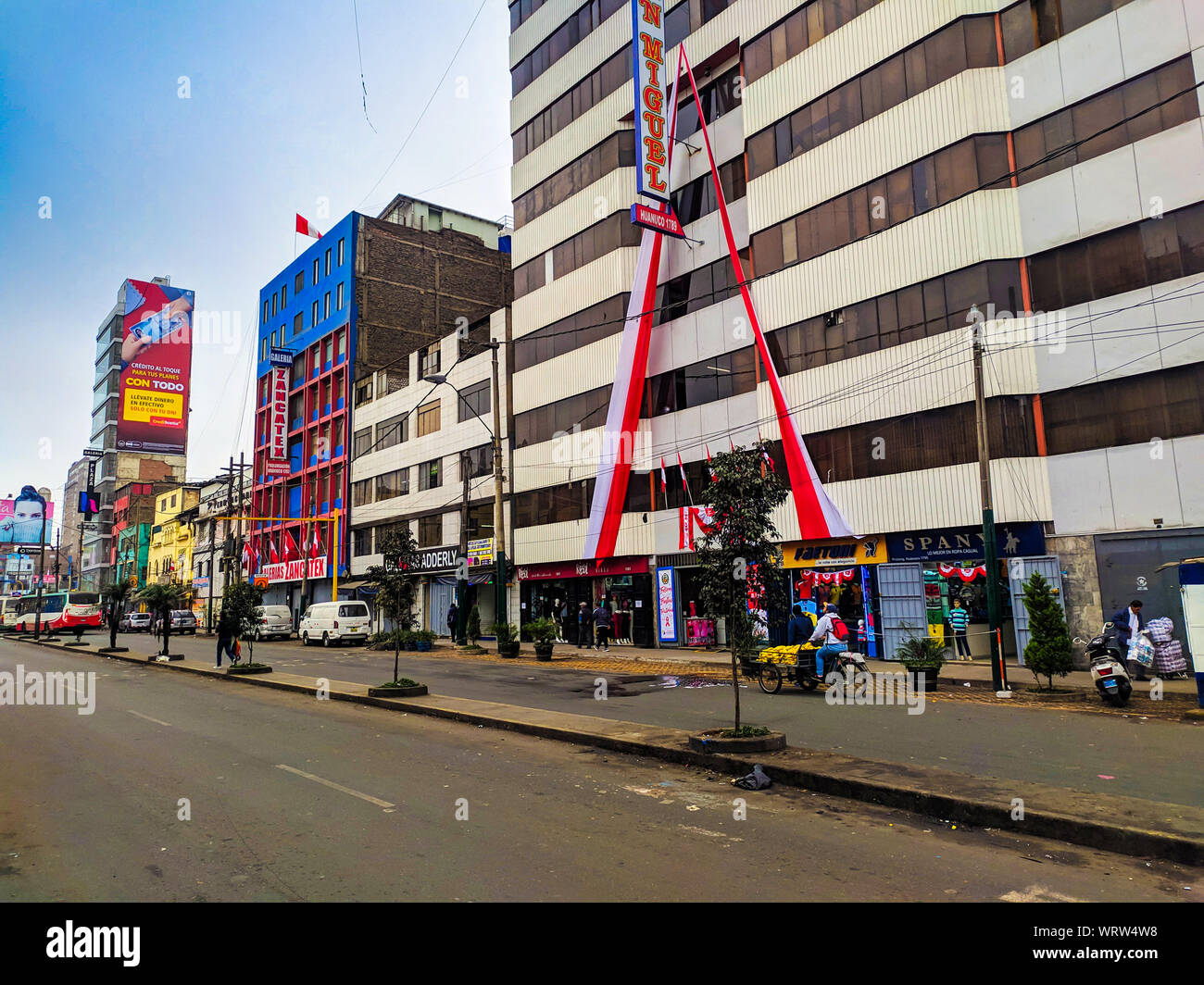 Gamarra at la Victoria the biggest fabric and textile market from South ...