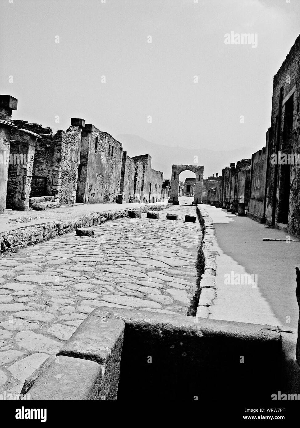 Clear path hi-res stock photography and images - Alamy