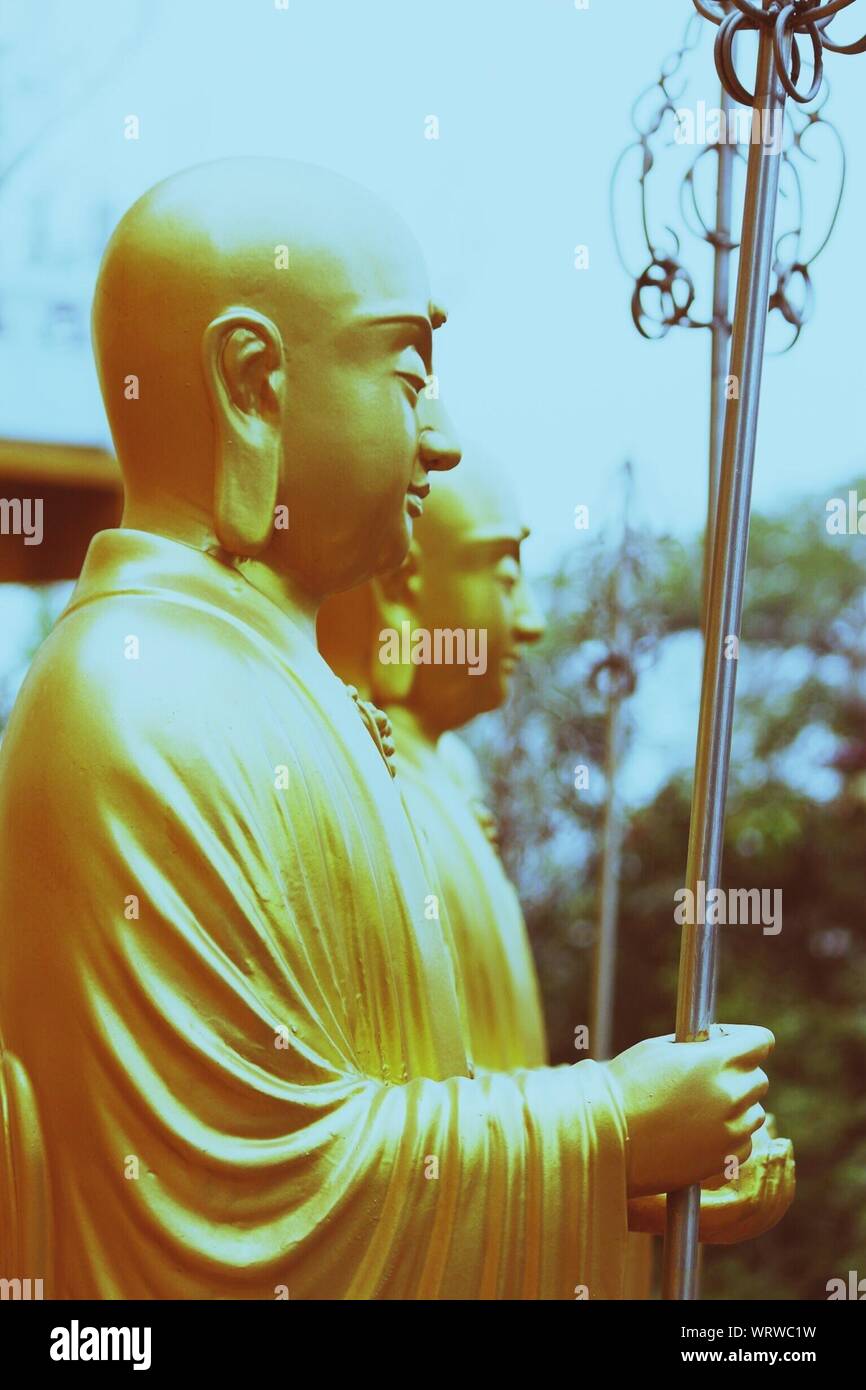 The golden monk hi-res stock photography and images - Alamy