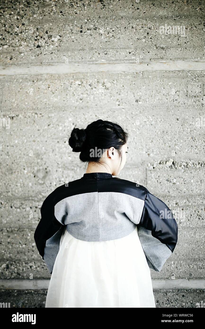 Facing to the wall hi-res stock photography and images - Alamy