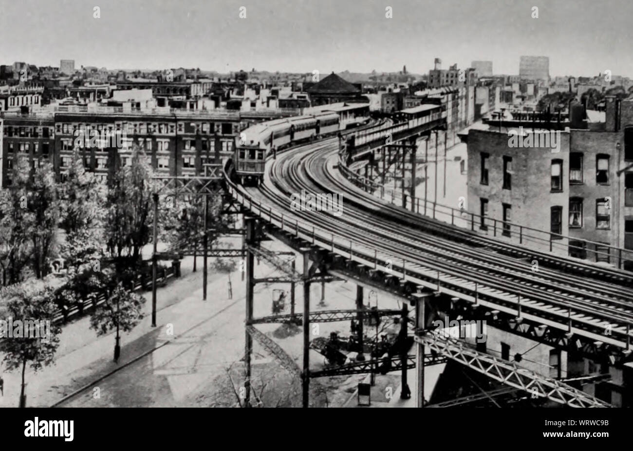 Elevated Railroad Curve at 110th Street, New York City, circa 1915 ...