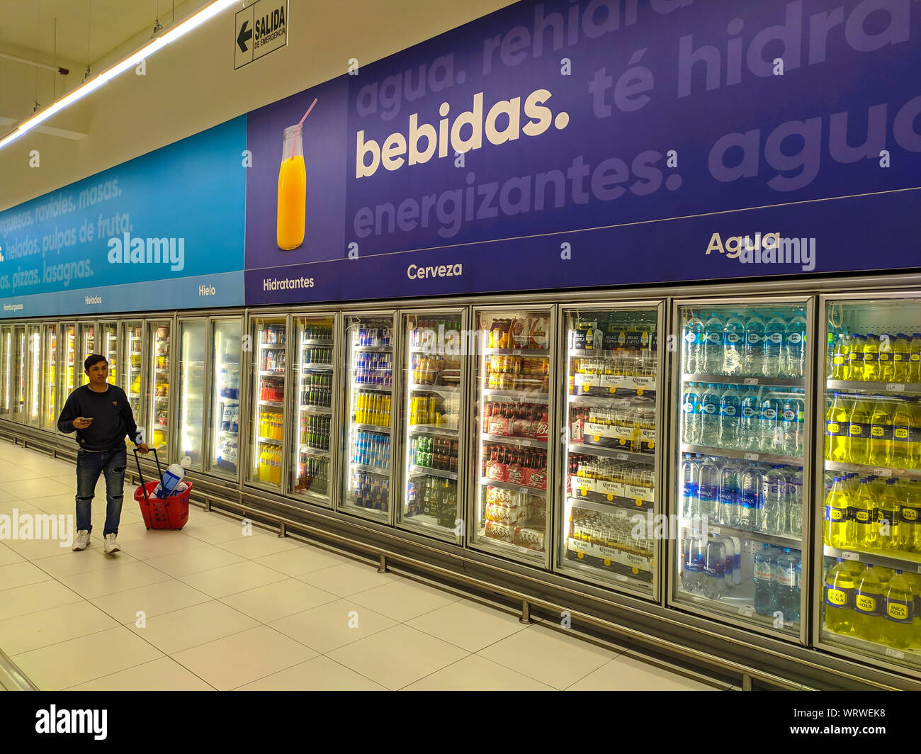Super mercado hi-res stock photography and images - Alamy