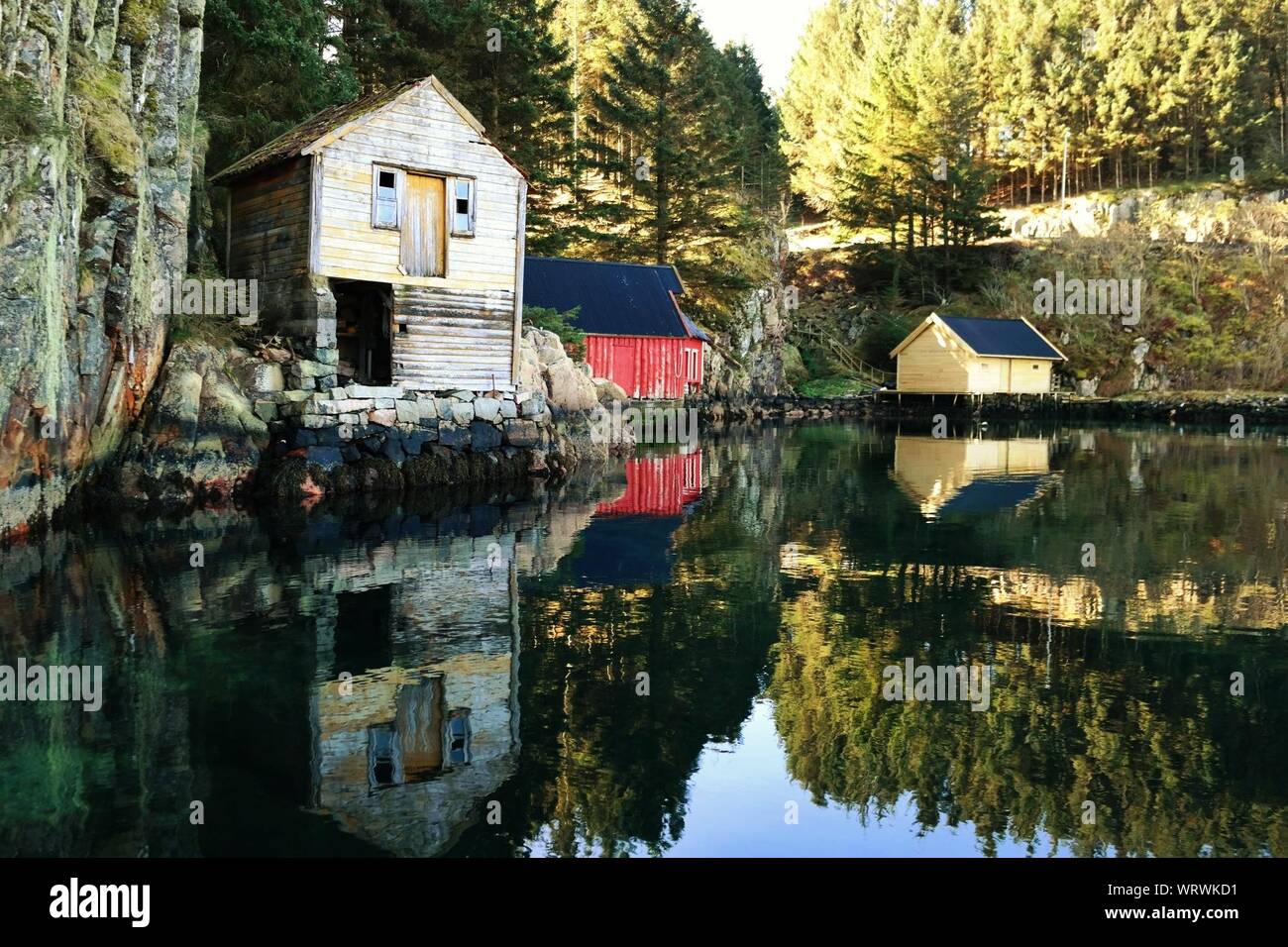 The reflection of the house hi-res stock photography and images - Alamy
