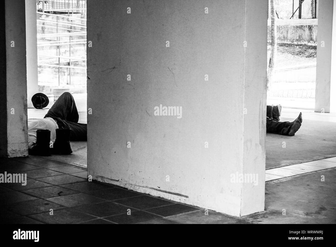 Men sleeping hi-res stock photography and images - Alamy