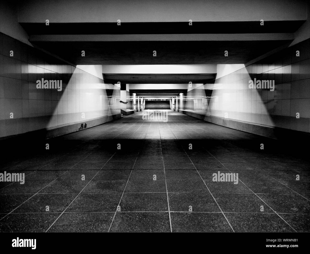 Walkway interior hi-res stock photography and images - Alamy