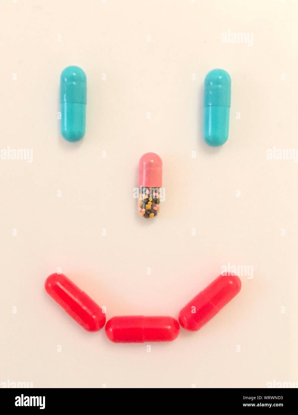 Pink Smiley Face High Resolution Stock Photography and Images - Alamy