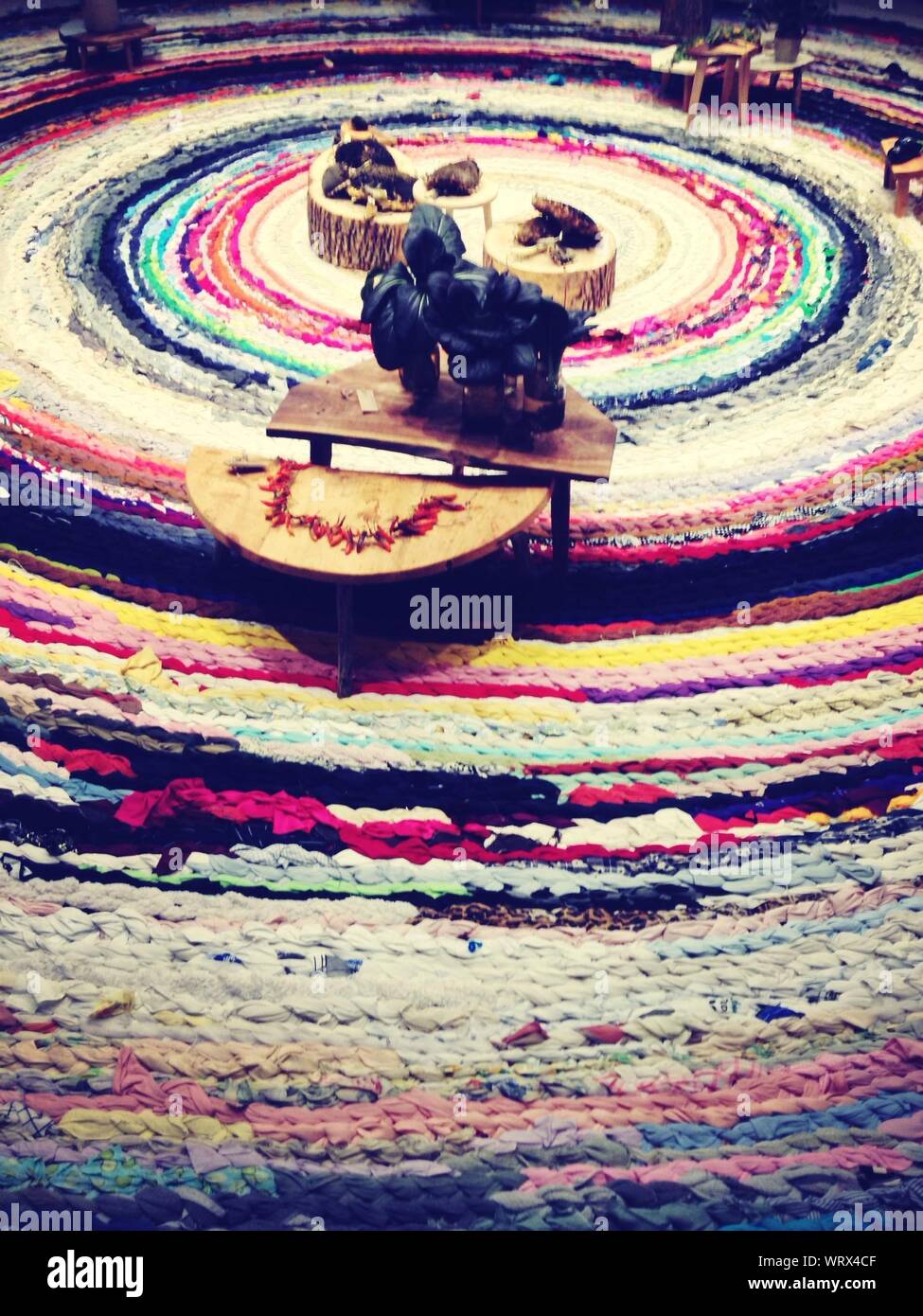 Circular carpet hi-res stock photography and images - Alamy