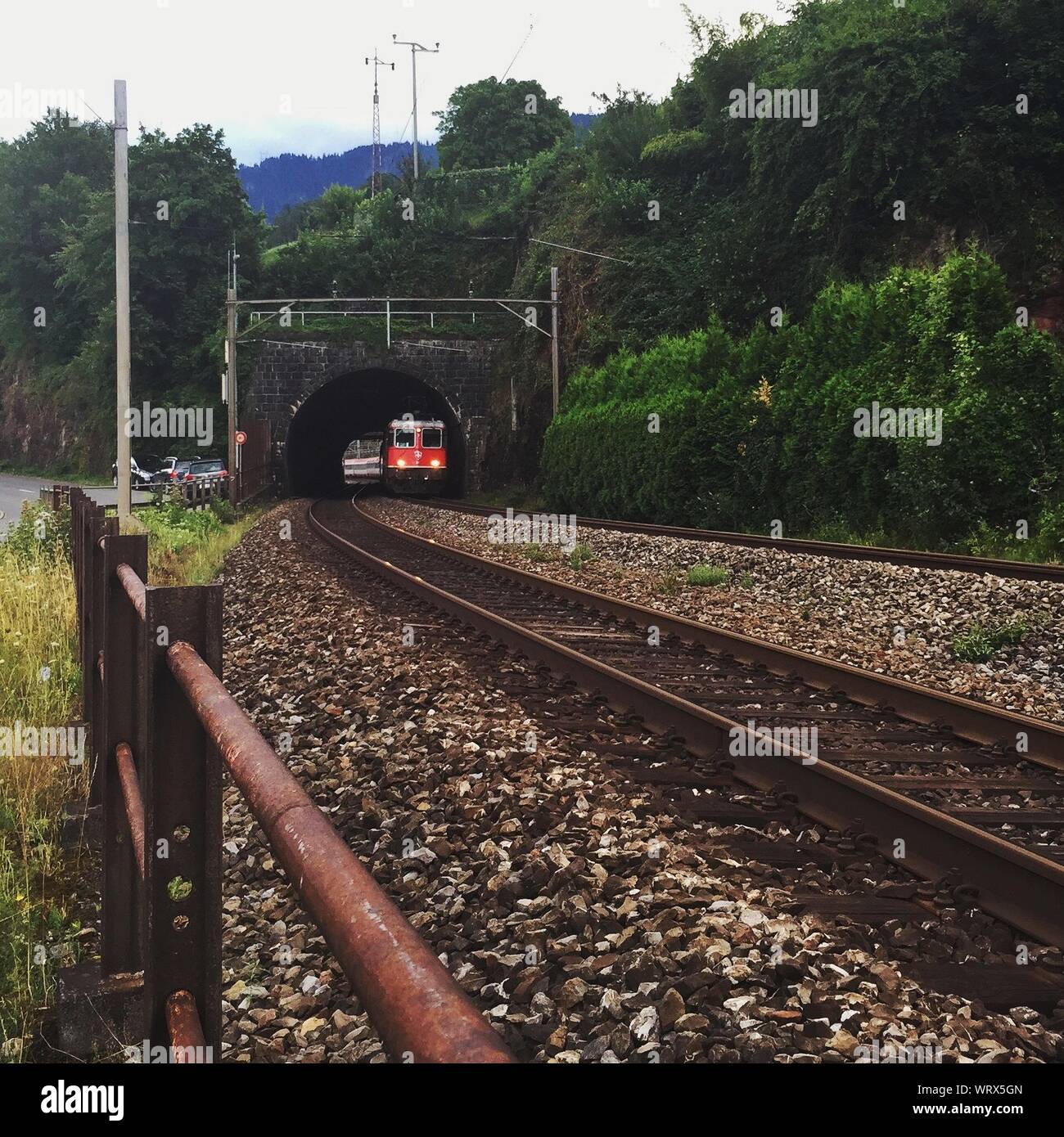 Train exiting tunnel hi-res stock photography and images - Alamy