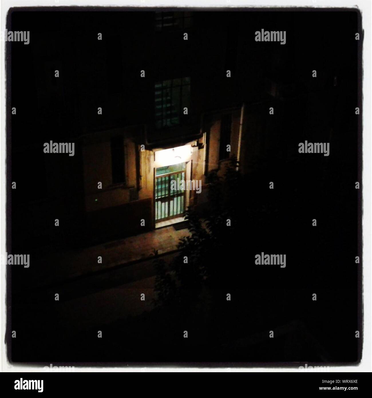 Building entrance night hi-res stock photography and images - Alamy