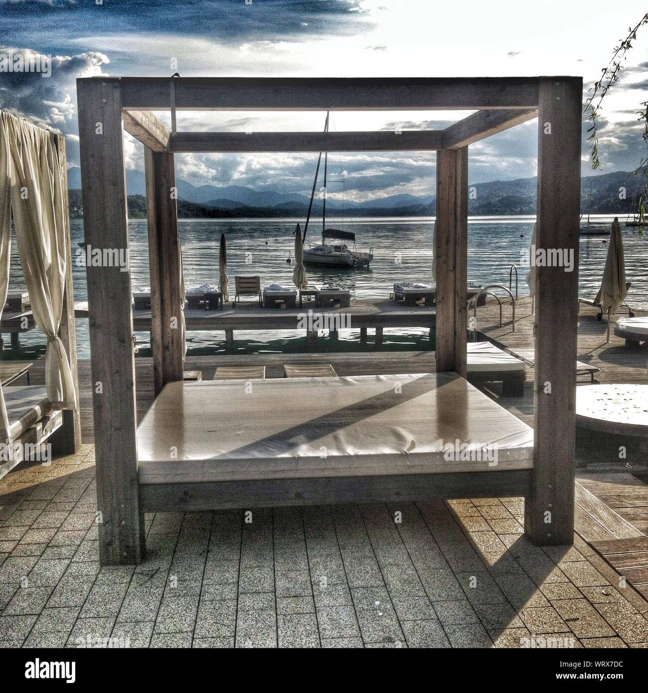 Carcass structure hi-res stock photography and images - Alamy