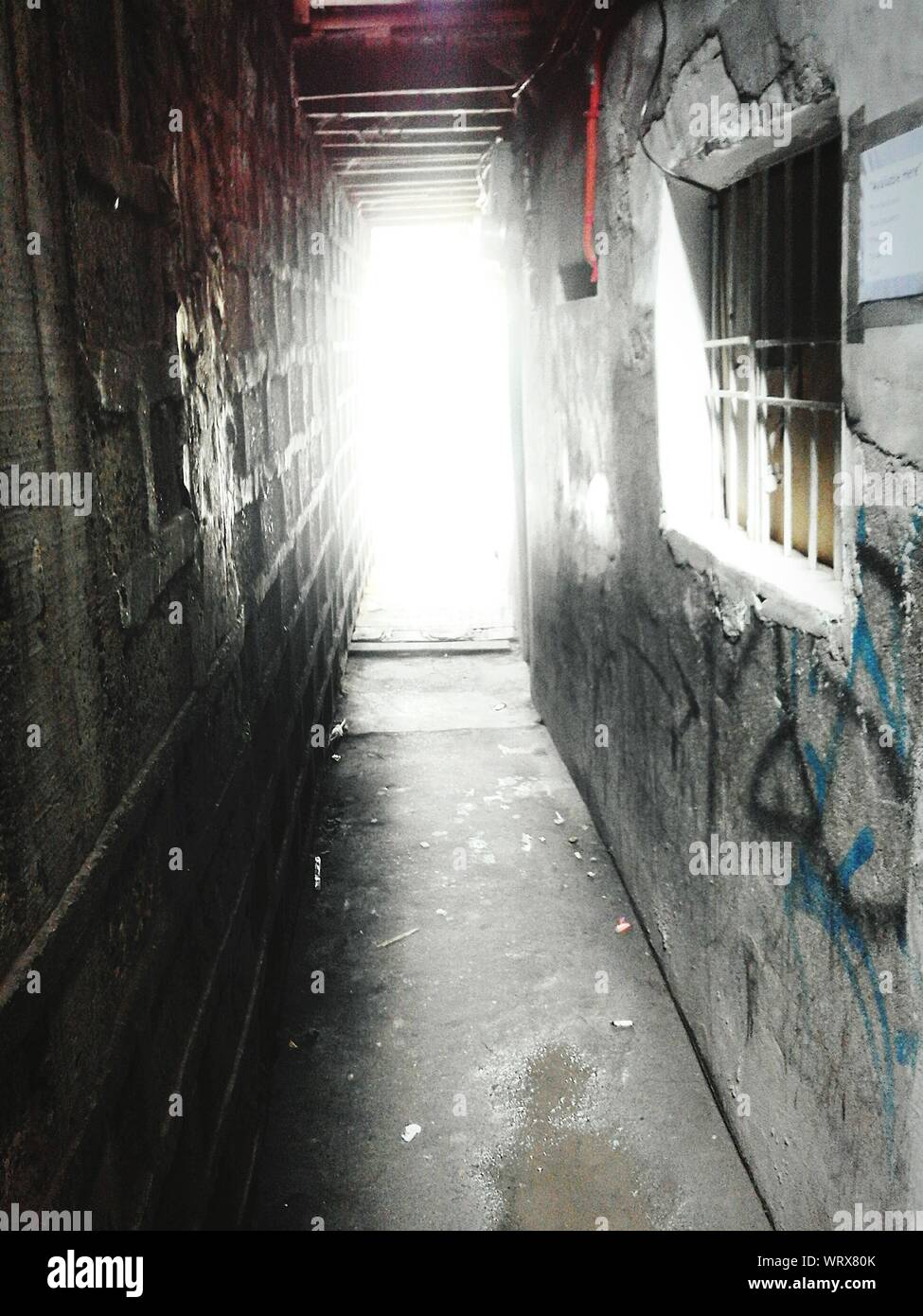 Graffiti corridor hi-res stock photography and images - Alamy