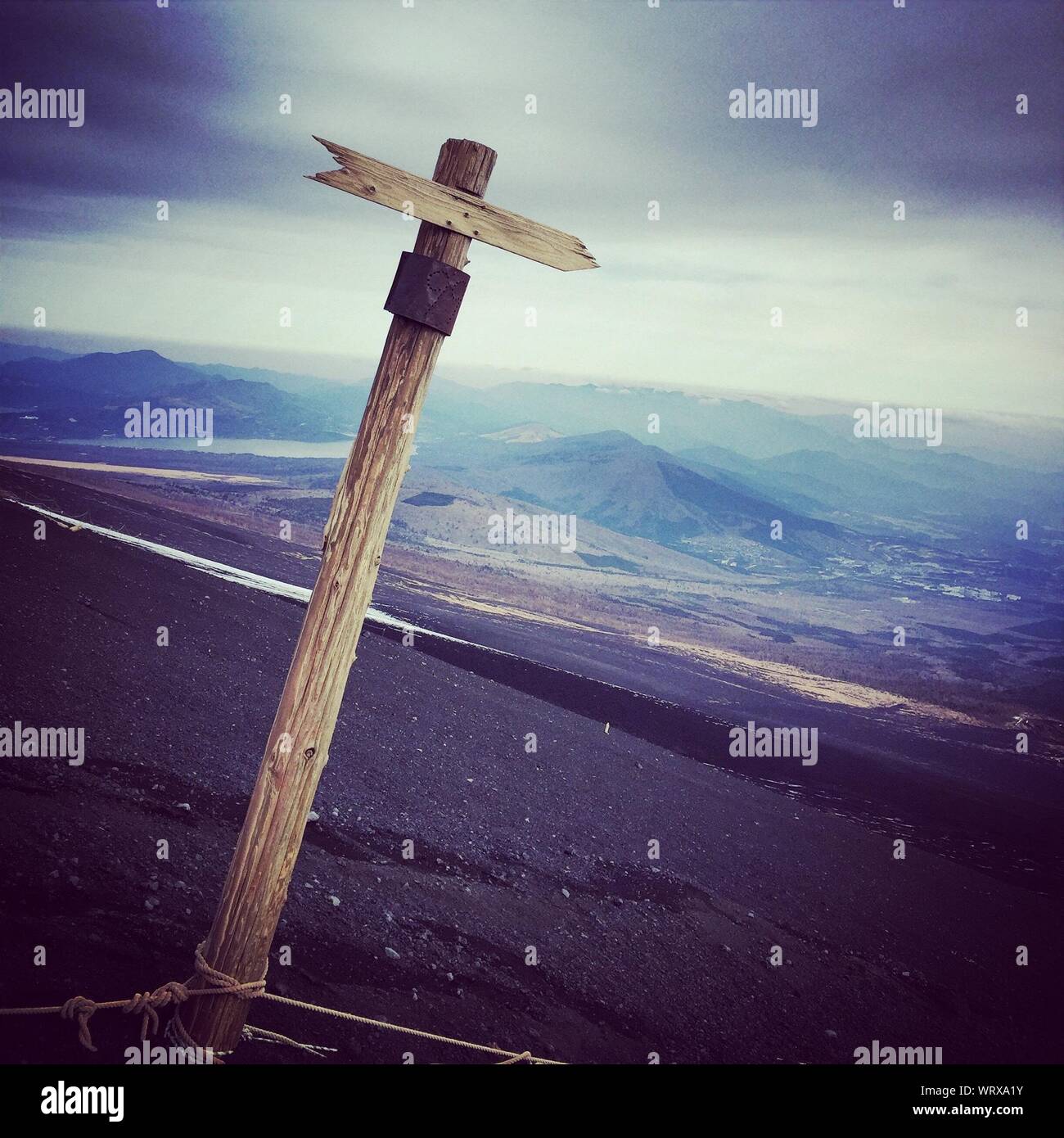 Arrow Mountain High Resolution Stock Photography and Images - Alamy