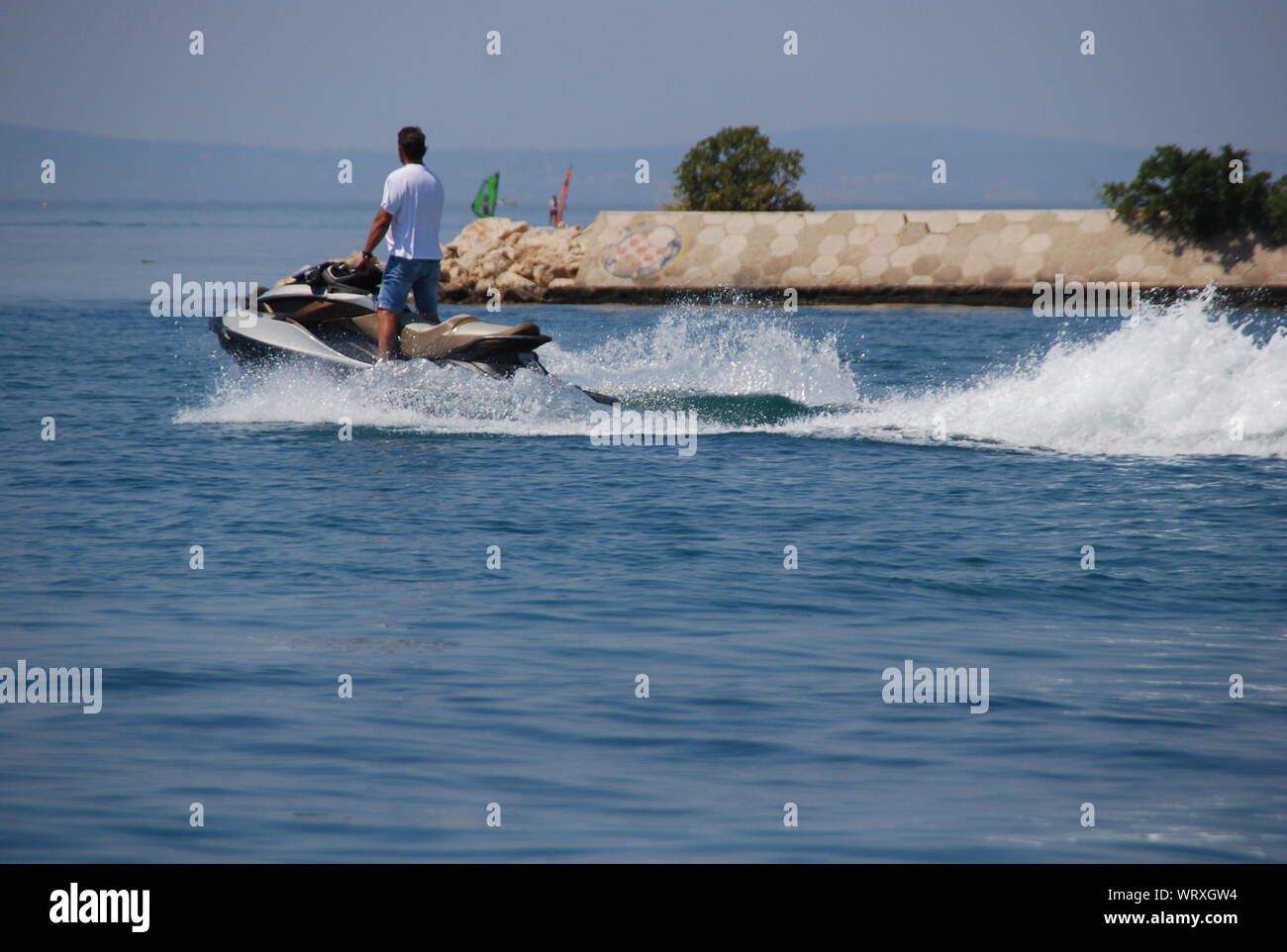 Man in speed boat hi-res stock photography and images - Alamy