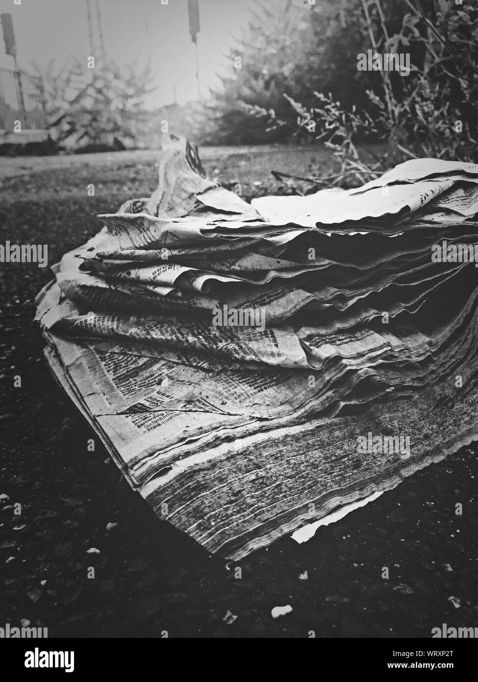 Wet newspapers hi-res stock photography and images - Alamy